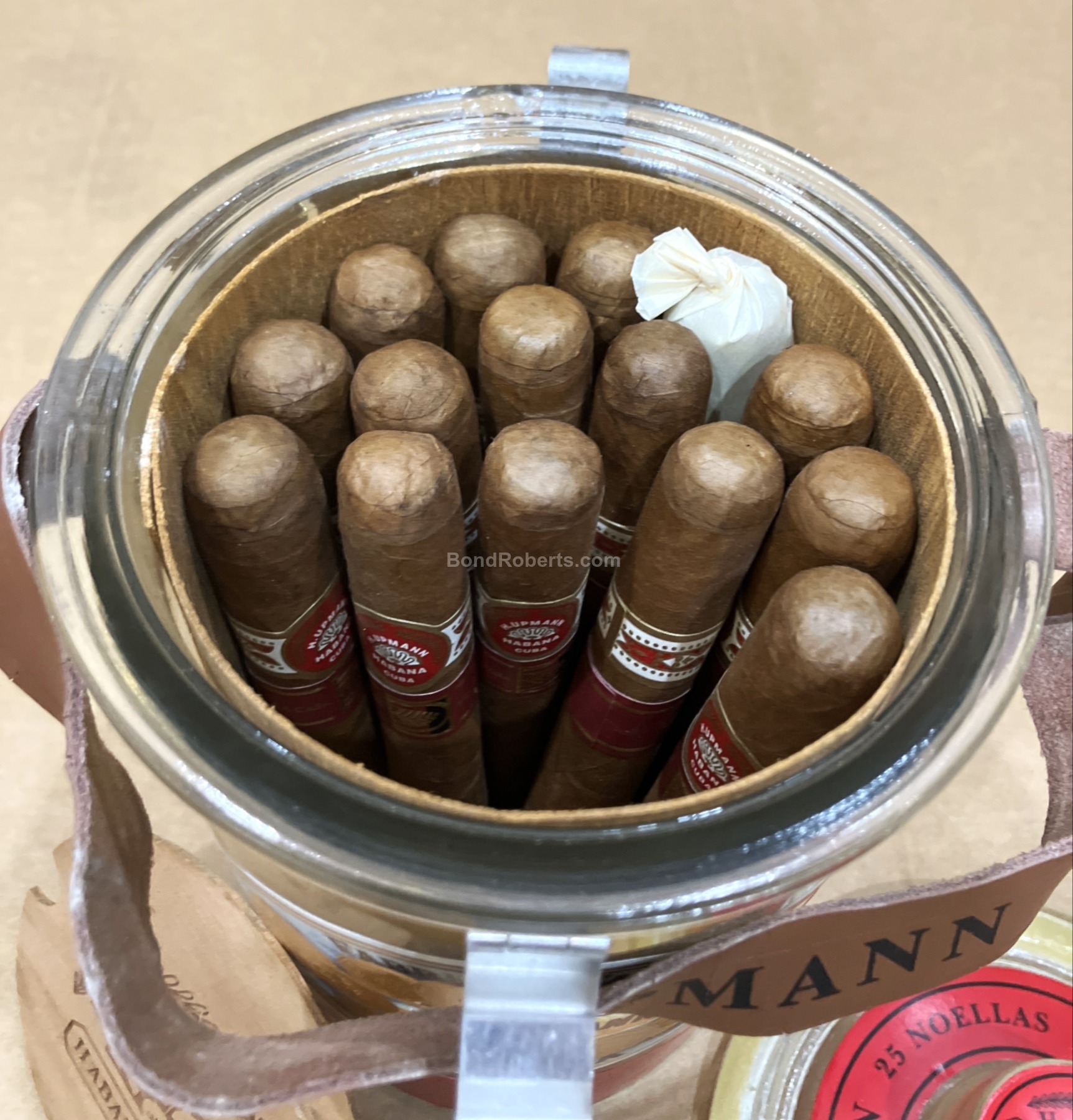 H. Upmann Noellas LCDH Exclusivo Glass Jar 2016 Glass Jar of 25 cigars ...