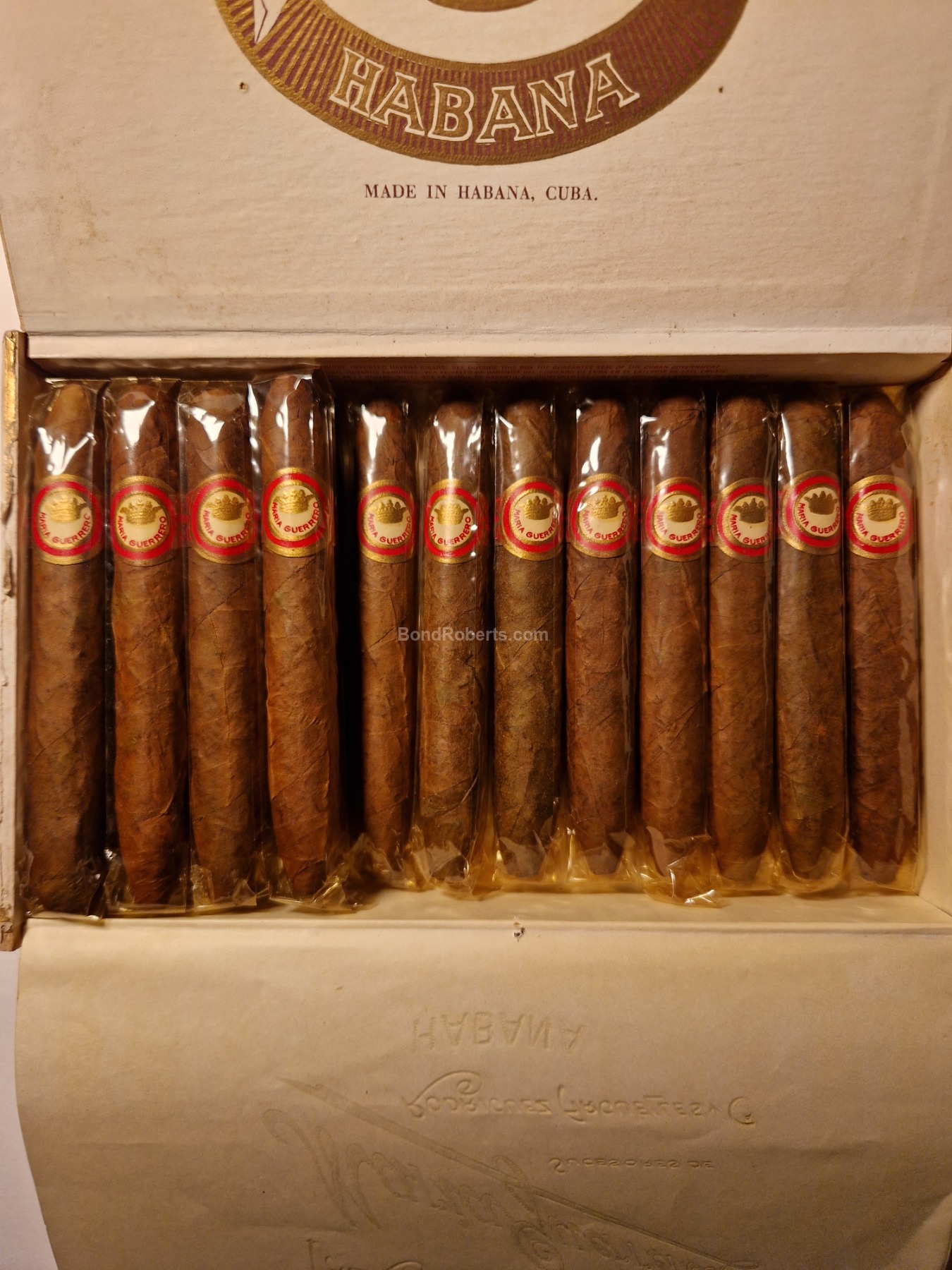 María Guerrero Banquets Dress Box of 25 cigars in cellophane 45455