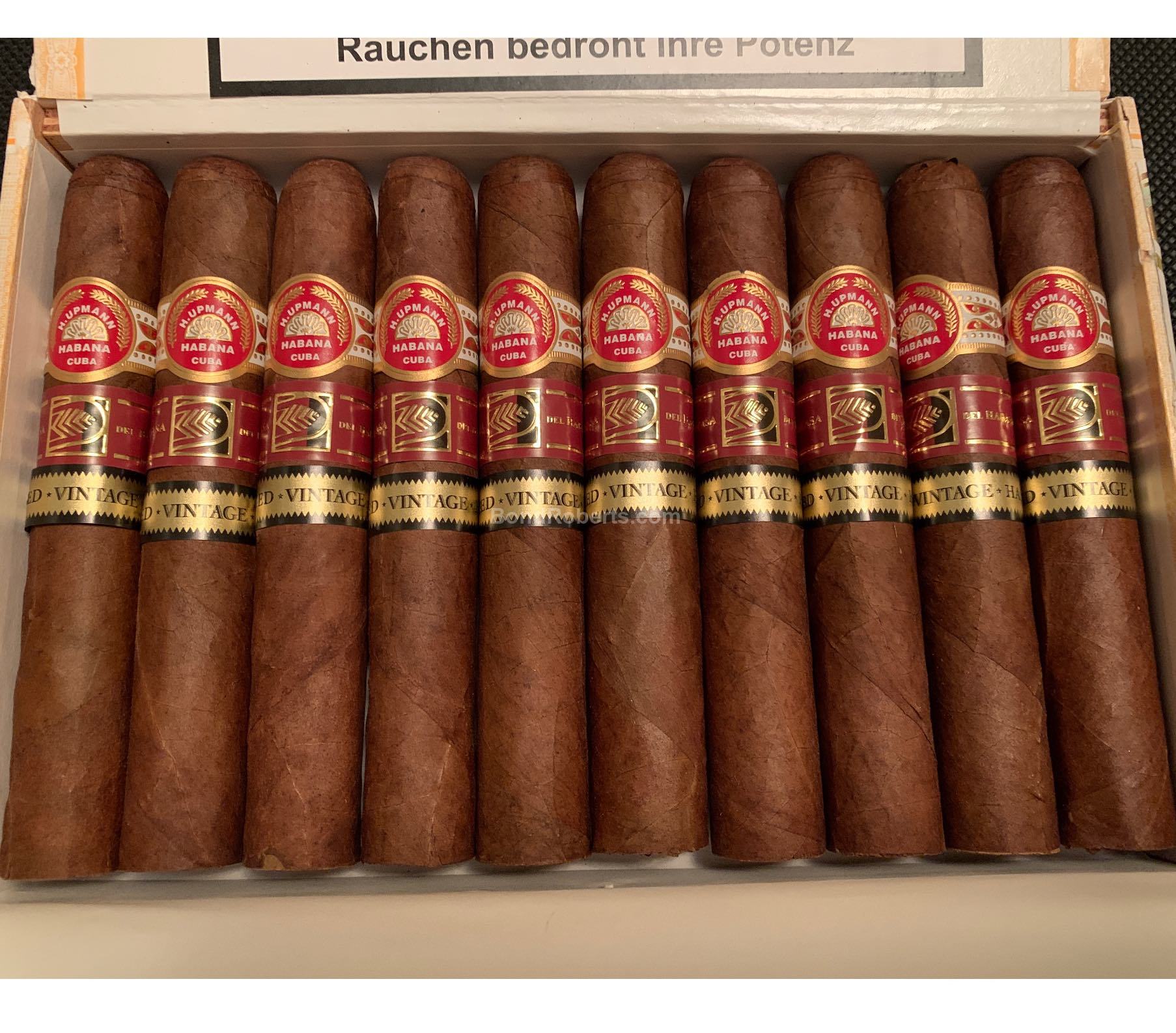 H. Upmann Royal Robusto LCDH Exclusivo 2014 Dress Box of 10 cigars 12555