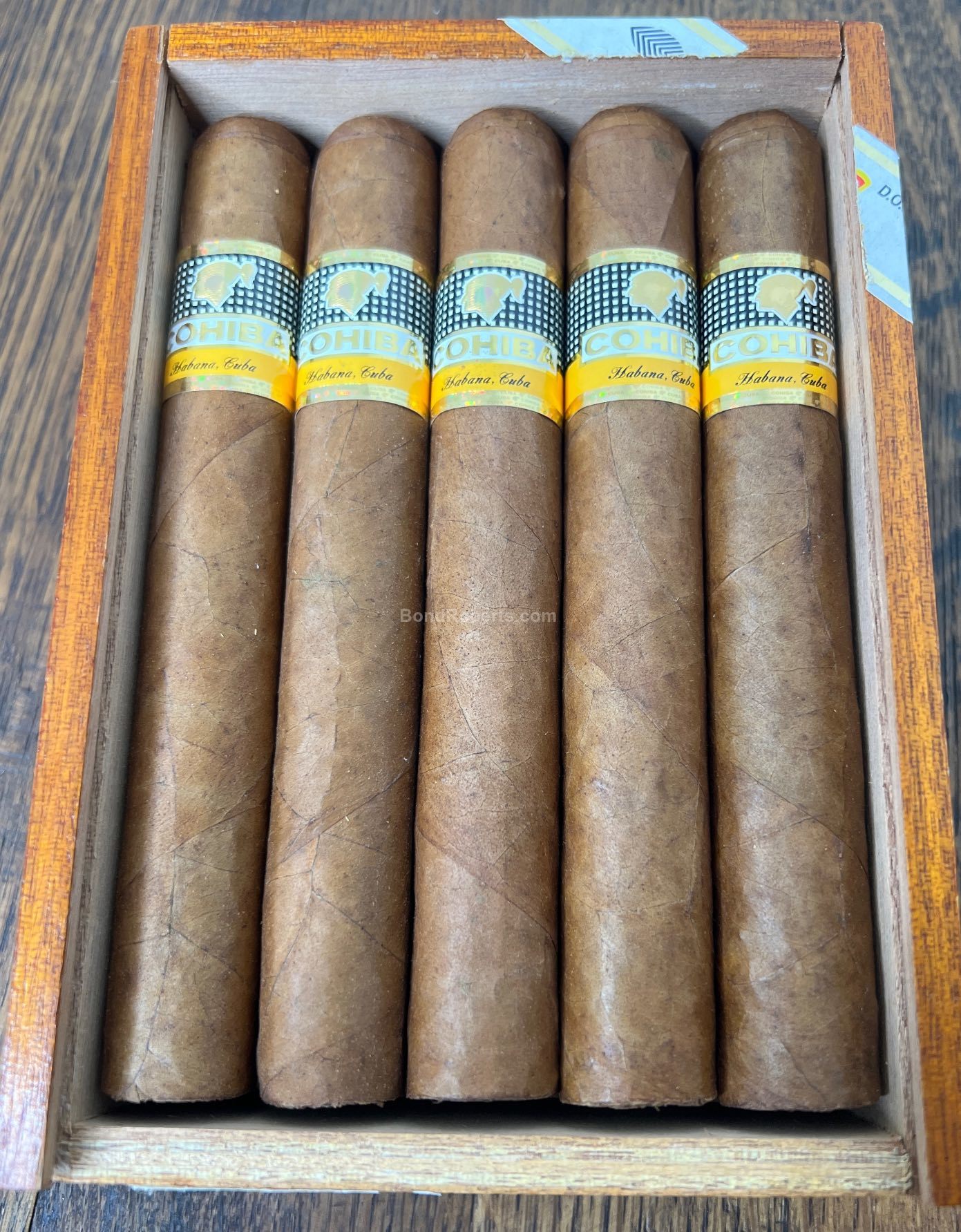 Cohiba Siglo VI 2017 Varnished Slide Lid Box of 10 cigars 7365