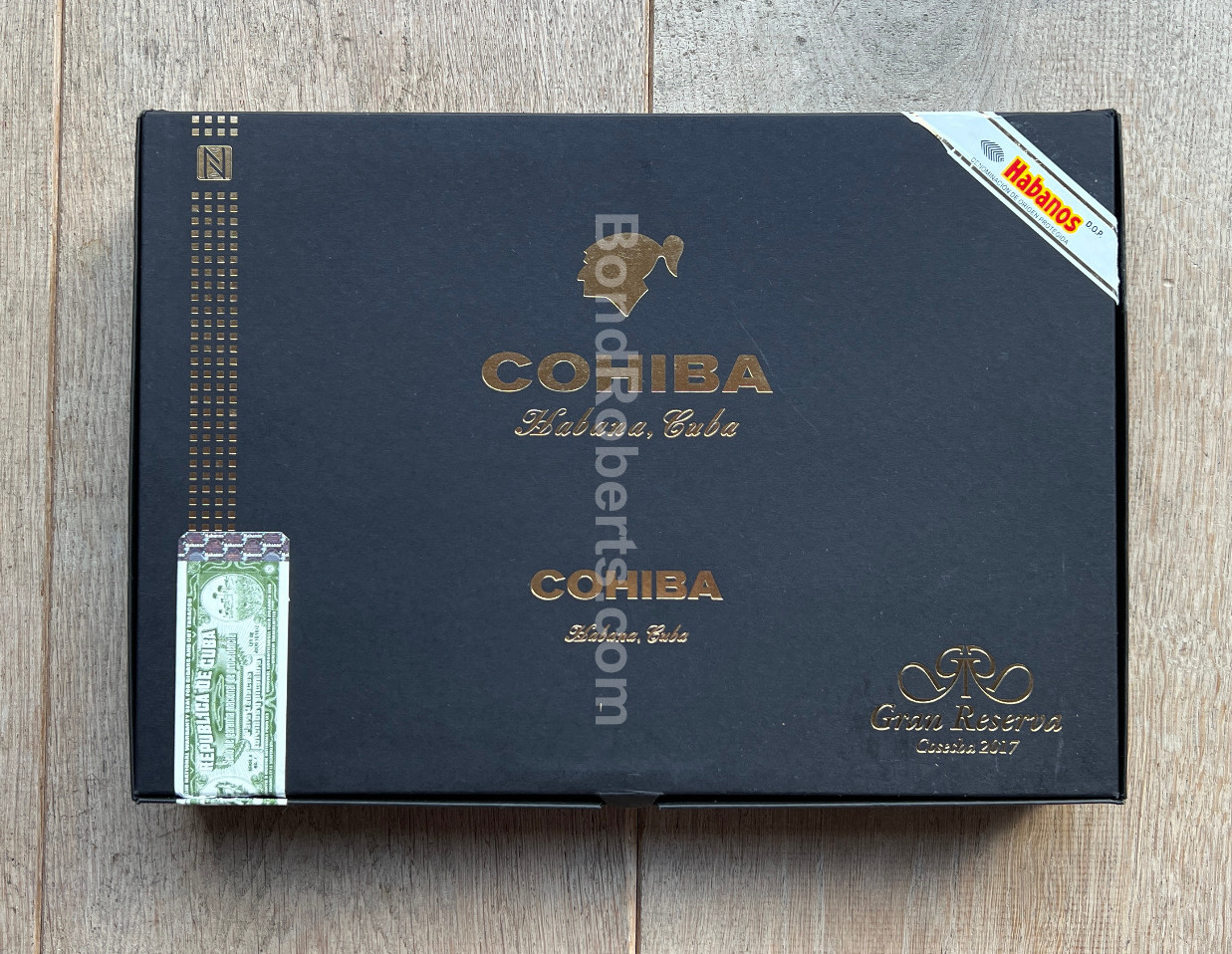 Cohiba Espléndidos Gran Reserva Cosecha 2024 Numbered black lacquered boîte nature box of 15 ...