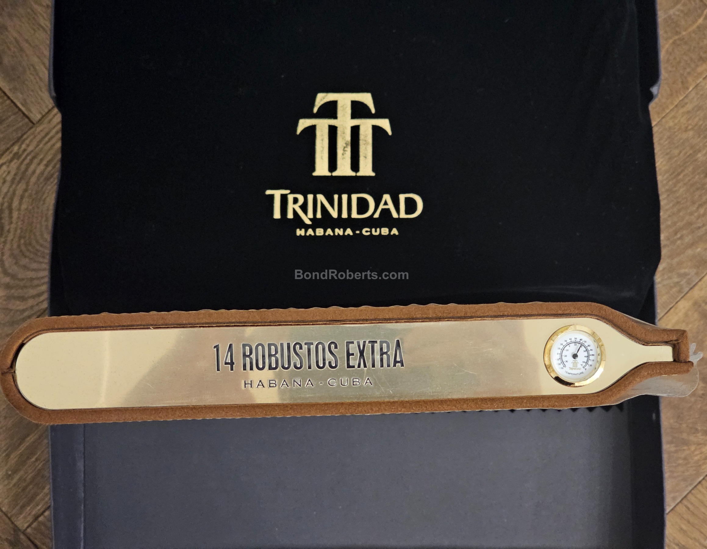 Trinidad Robustos Extra Travel Humidor 2020 Humidor of 14 cigars 35853