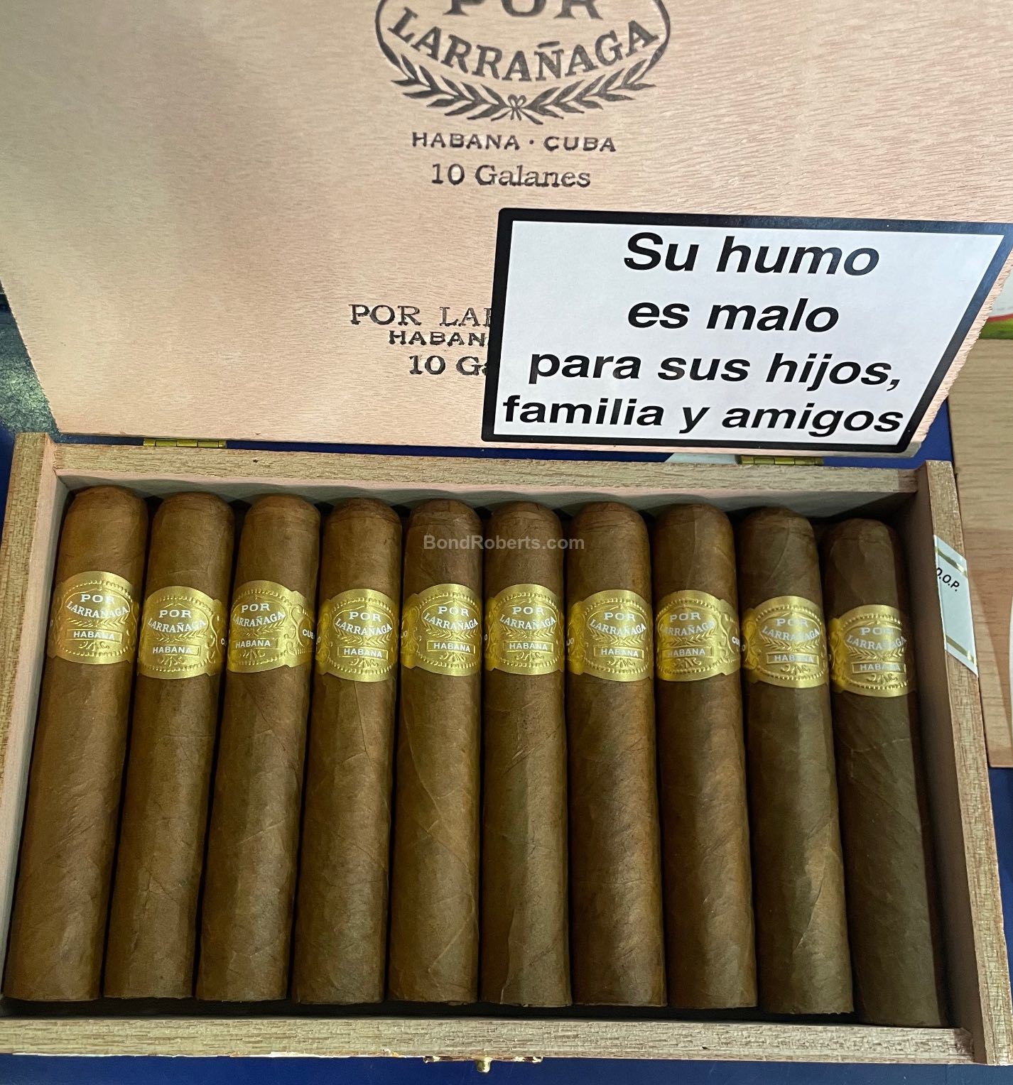 Por Larrañaga Galanes 2020 Varnished semi boîte nature box of 10 cigars ...