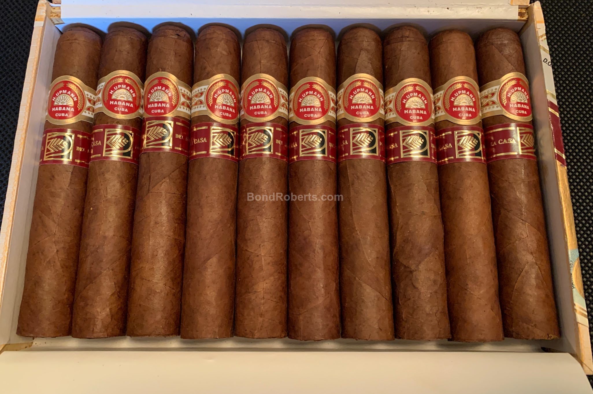 H. Upmann Royal Robusto LCDH Exclusivo 2011 Dress Box of 10 cigars 10142