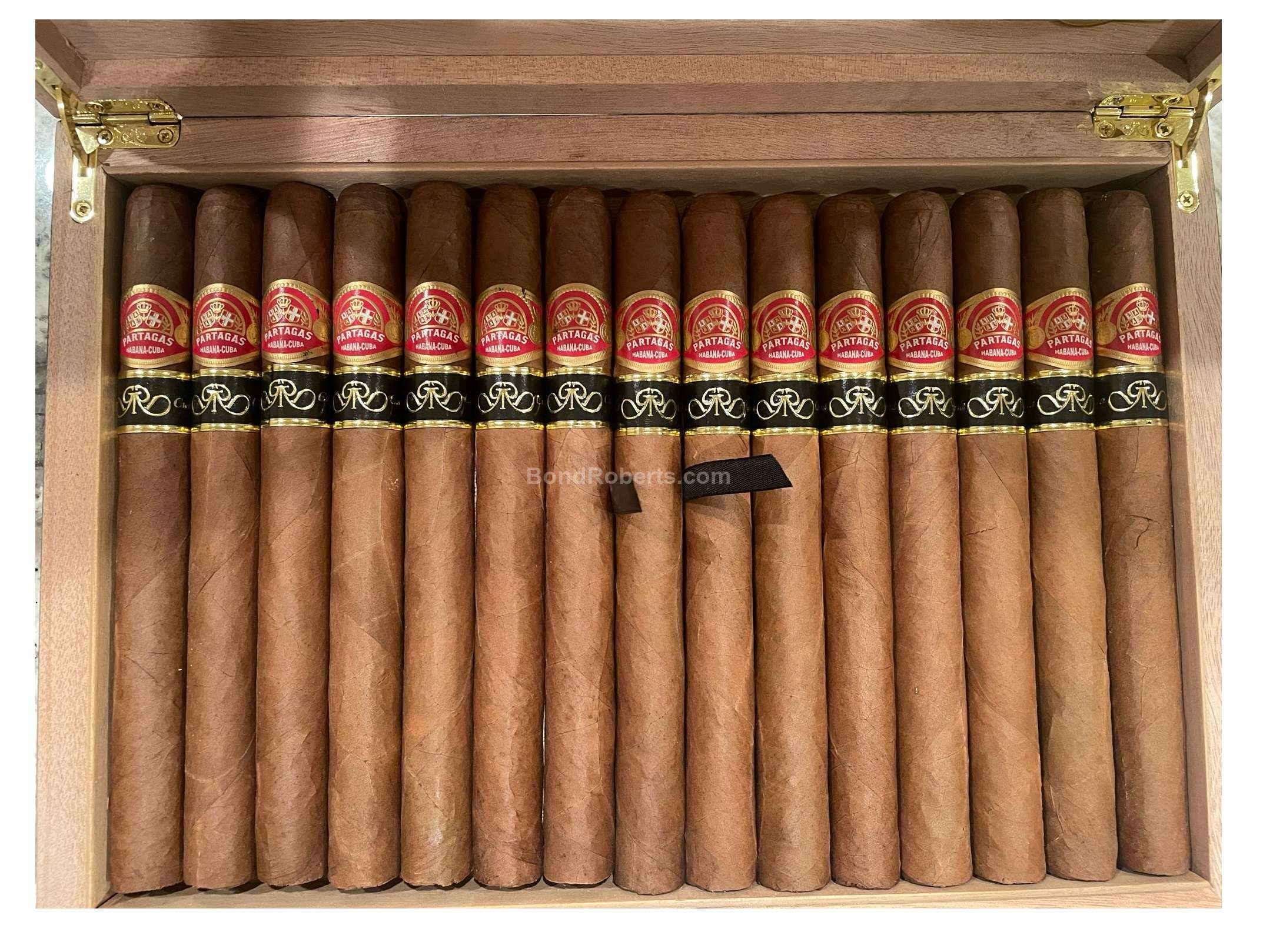 Partagás Lusitanias Gran Reserva Cosecha 2013 Black lacquered Boîte ...
