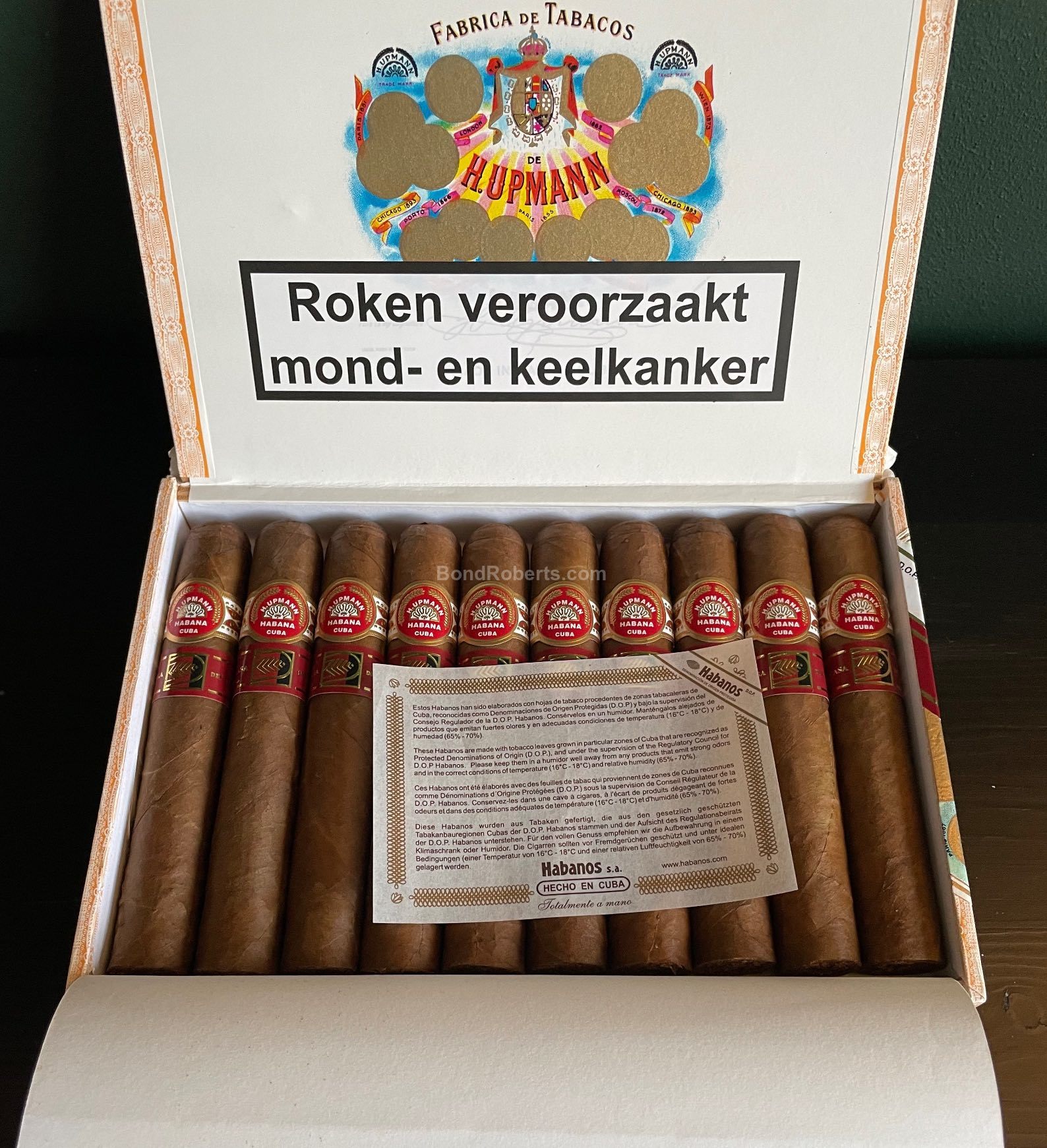 H. Upmann Royal Robusto LCDH Exclusivo 2020 Dress Box of 10 cigars 18547