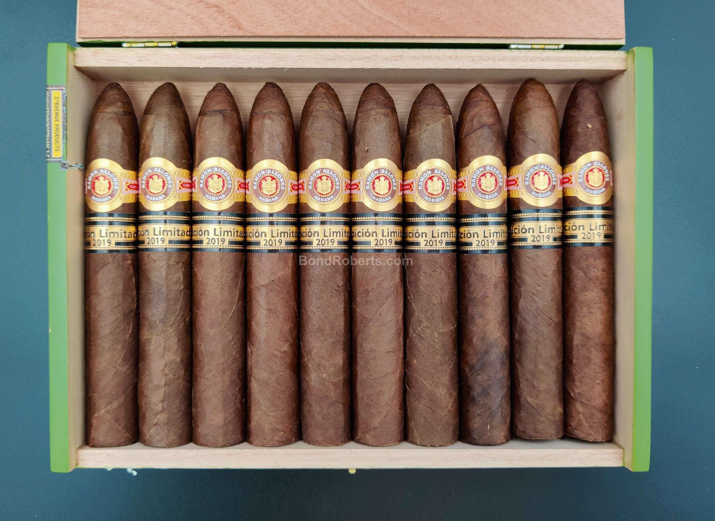Ramón Allones Allones No. 2 Edición Limitada 2020 Luxury box of 10 ...