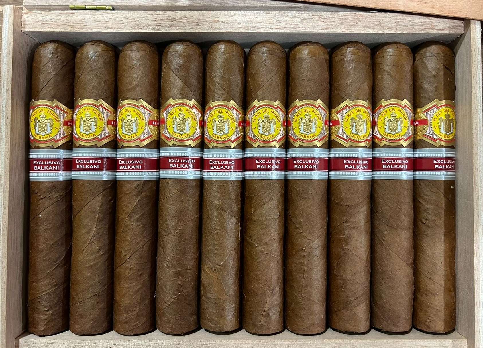 El Rey del Mundo Grand Marshall Edición Regional Balkani 2021 Numbered ...
