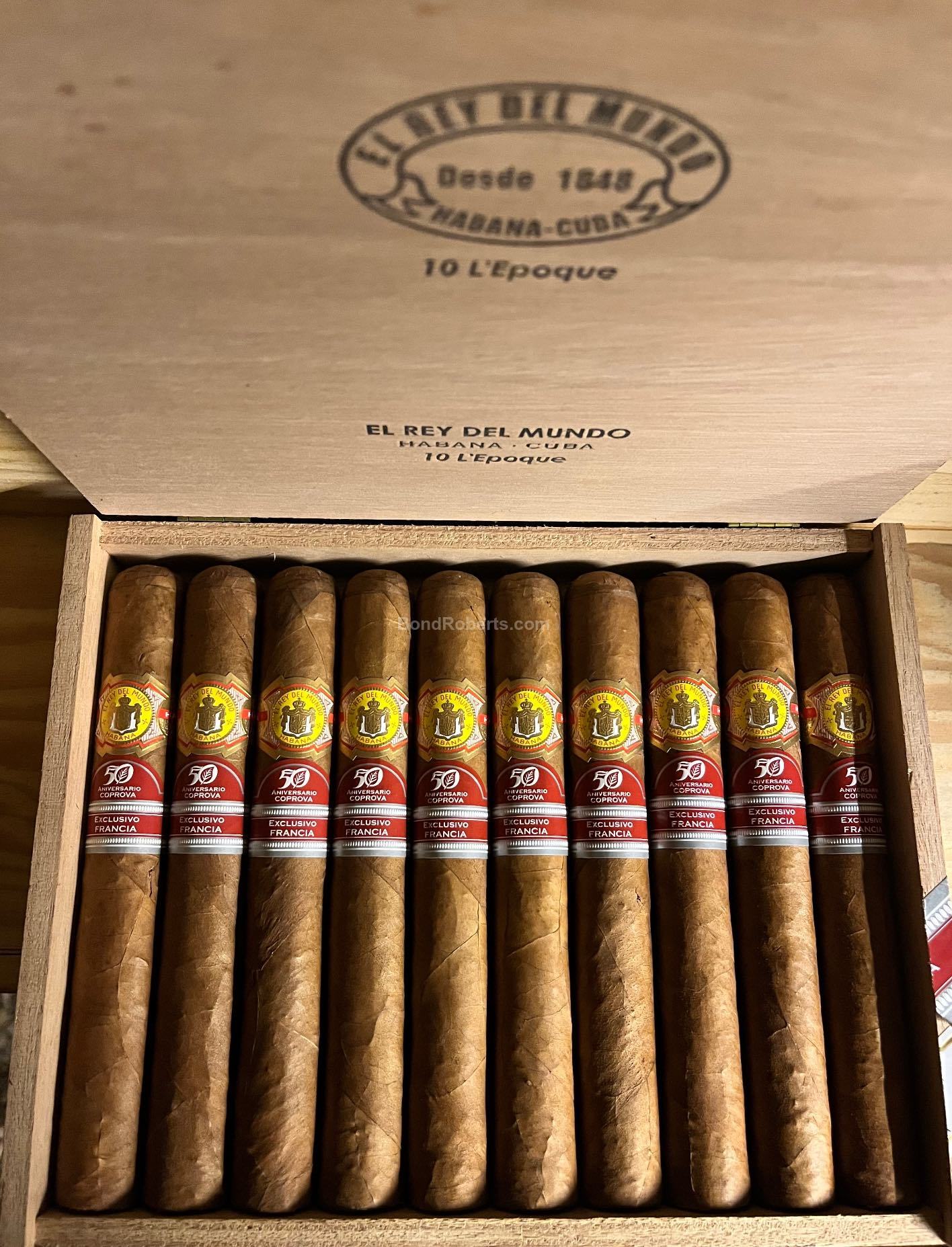 El Rey del Mundo L'Epoque Edición Regional Francia 2021 Numbered dress ...