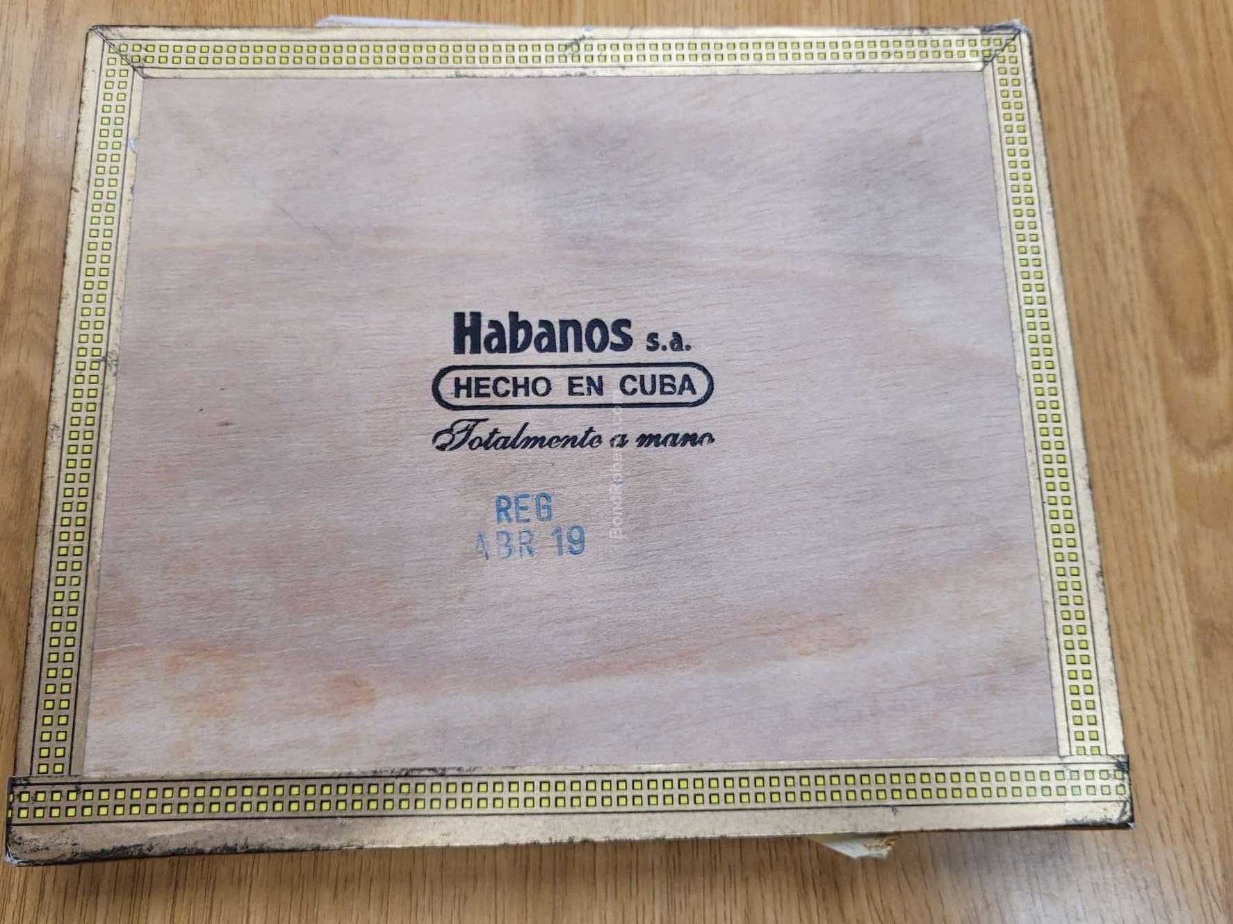 Montecristo Montecristo No.2 2019 Dress Box of 10 cigars 19269