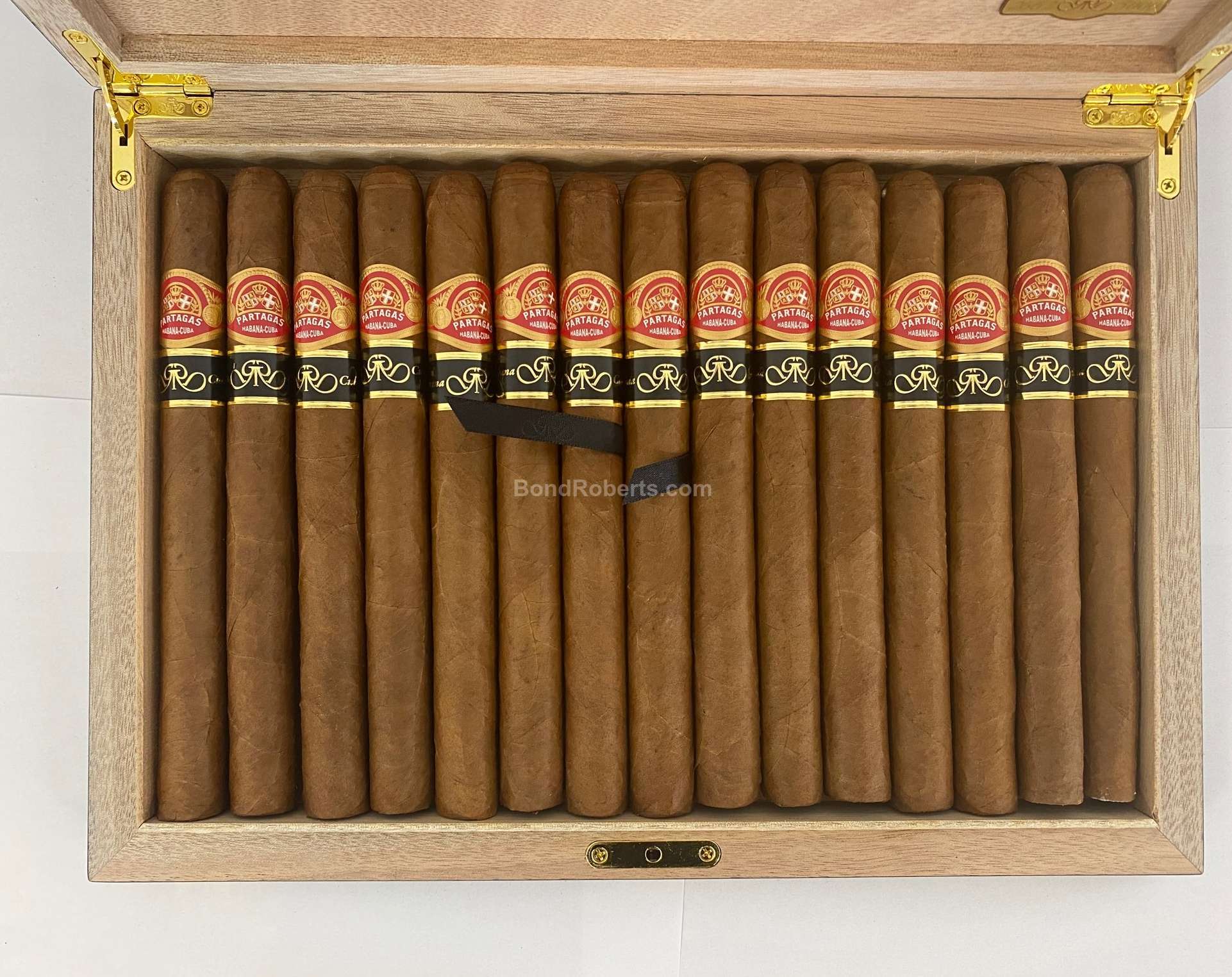 Partagás Lusitanias Gran Reserva Cosecha 2013 Black lacquered Boîte ...