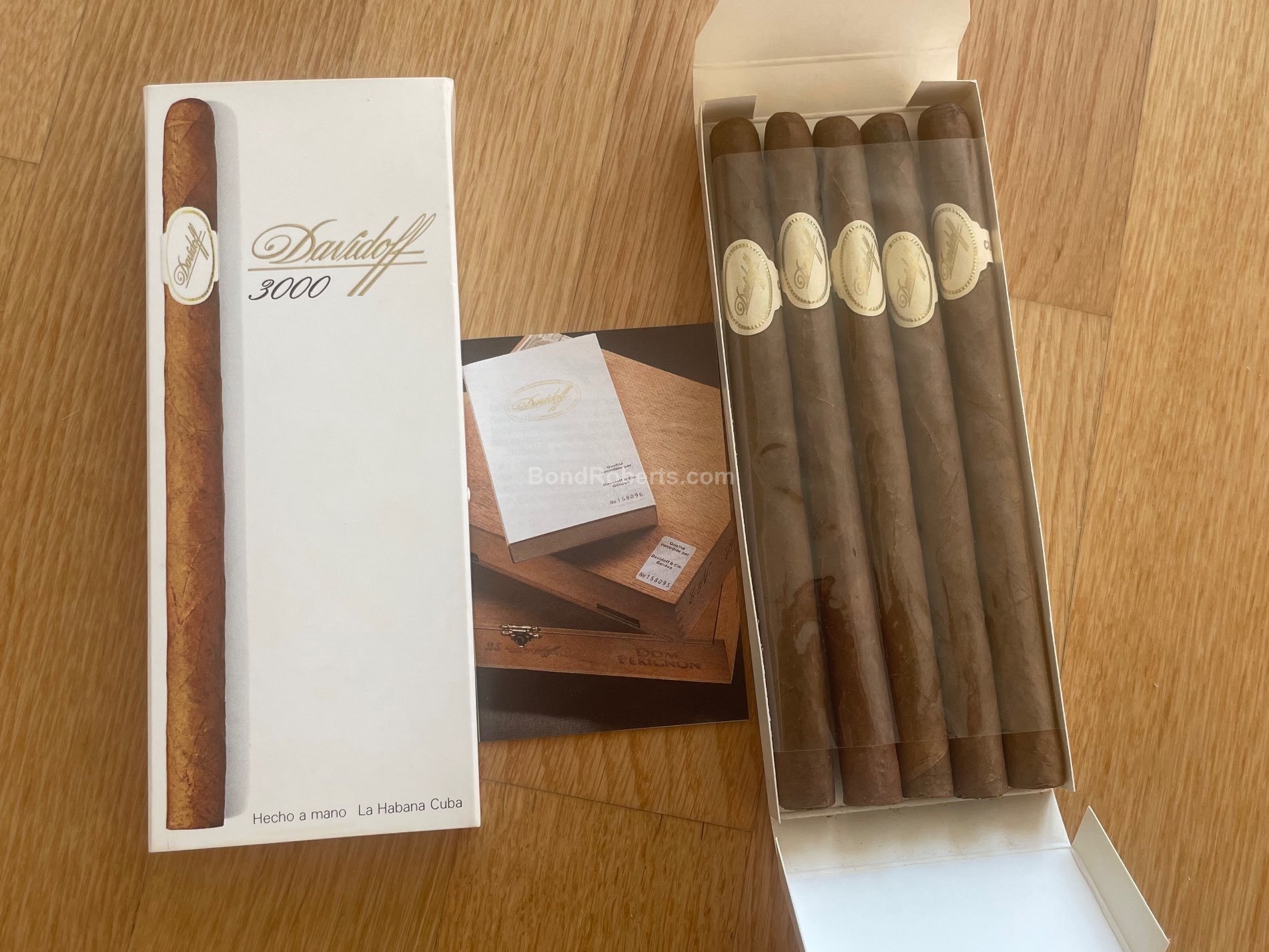 Davidoff 3000 Cardboard Pack of 5 cigars 12647