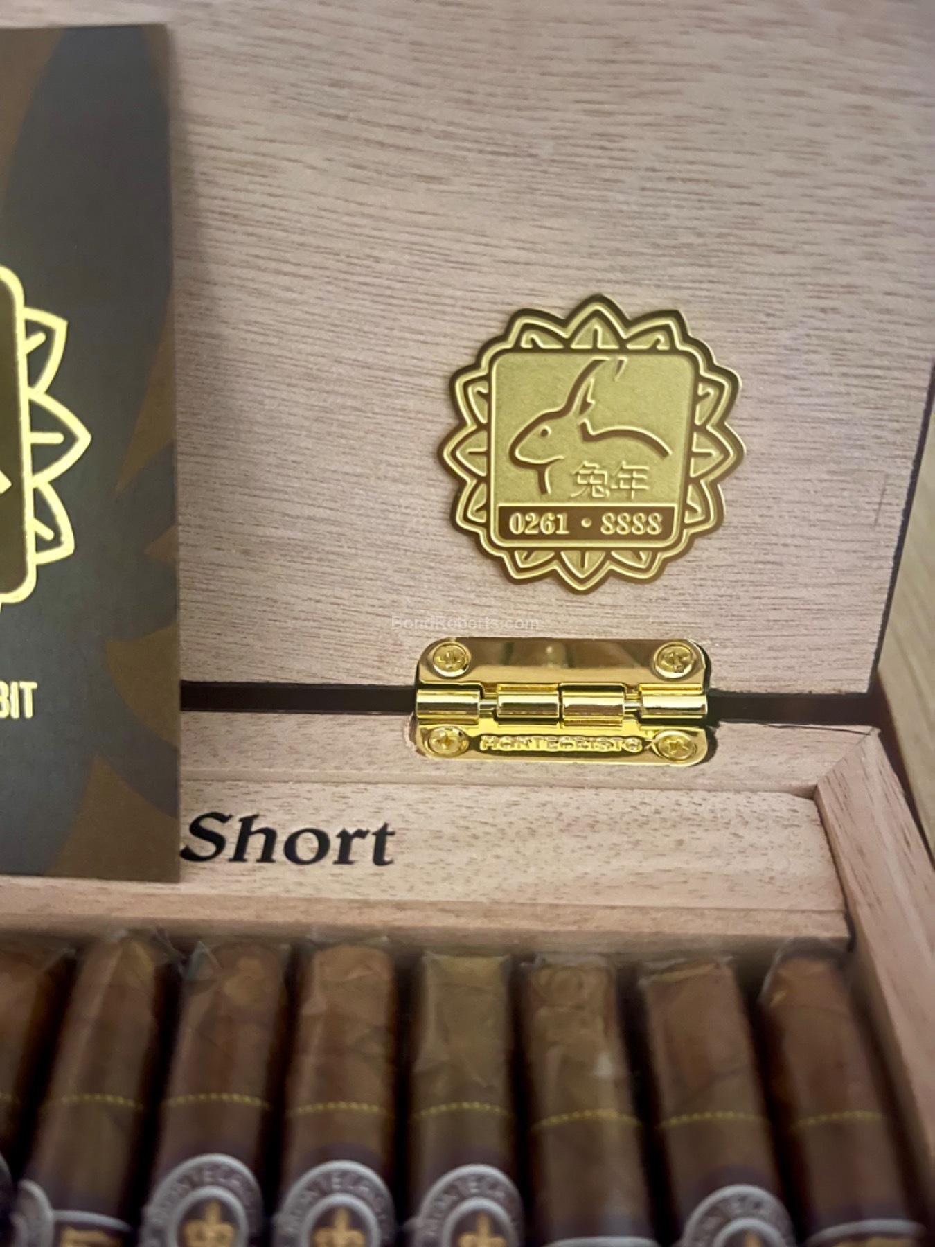 Montecristo Shorts Year of the Rabbit 2023 Brown lacquered humidor of ...