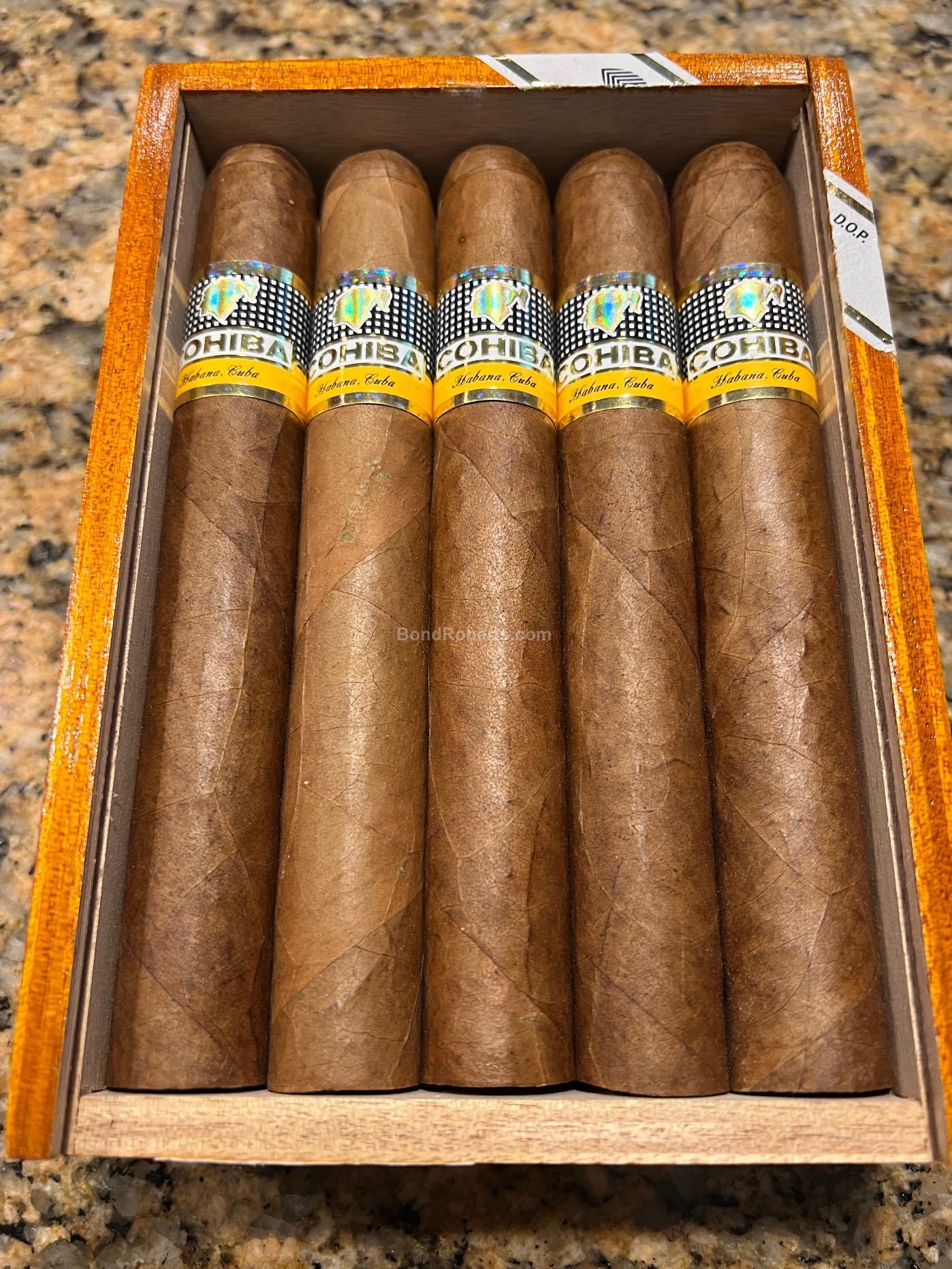 Cohiba Siglo VI 2020 Varnished Slide Lid Box of 10 cigars 14691