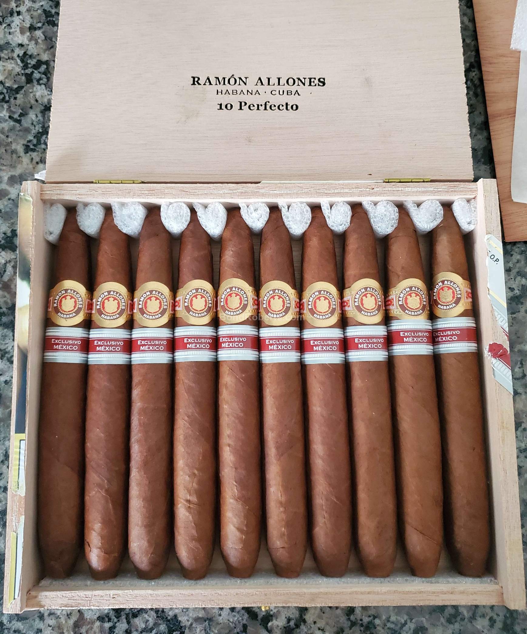 Ramón Allones Perfectos Edición Regional Mexico 2022 Semi boîte nature ...