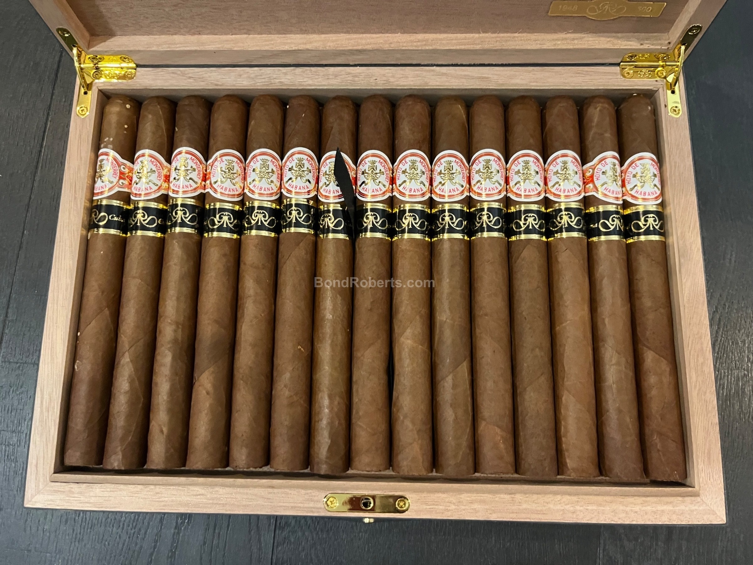 Hoyo de Monterrey Double Corona Gran Reserva Cosecha 2021 Black ...