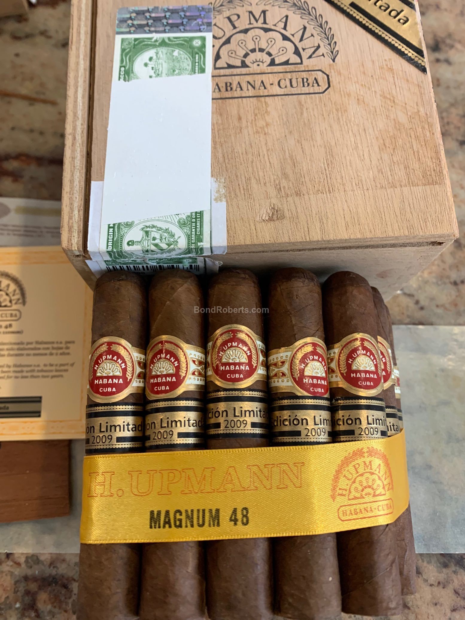 H. Upmann Magnum 48 Edición Limitada 2009 Slide Lid Box of 25 cigars 7385
