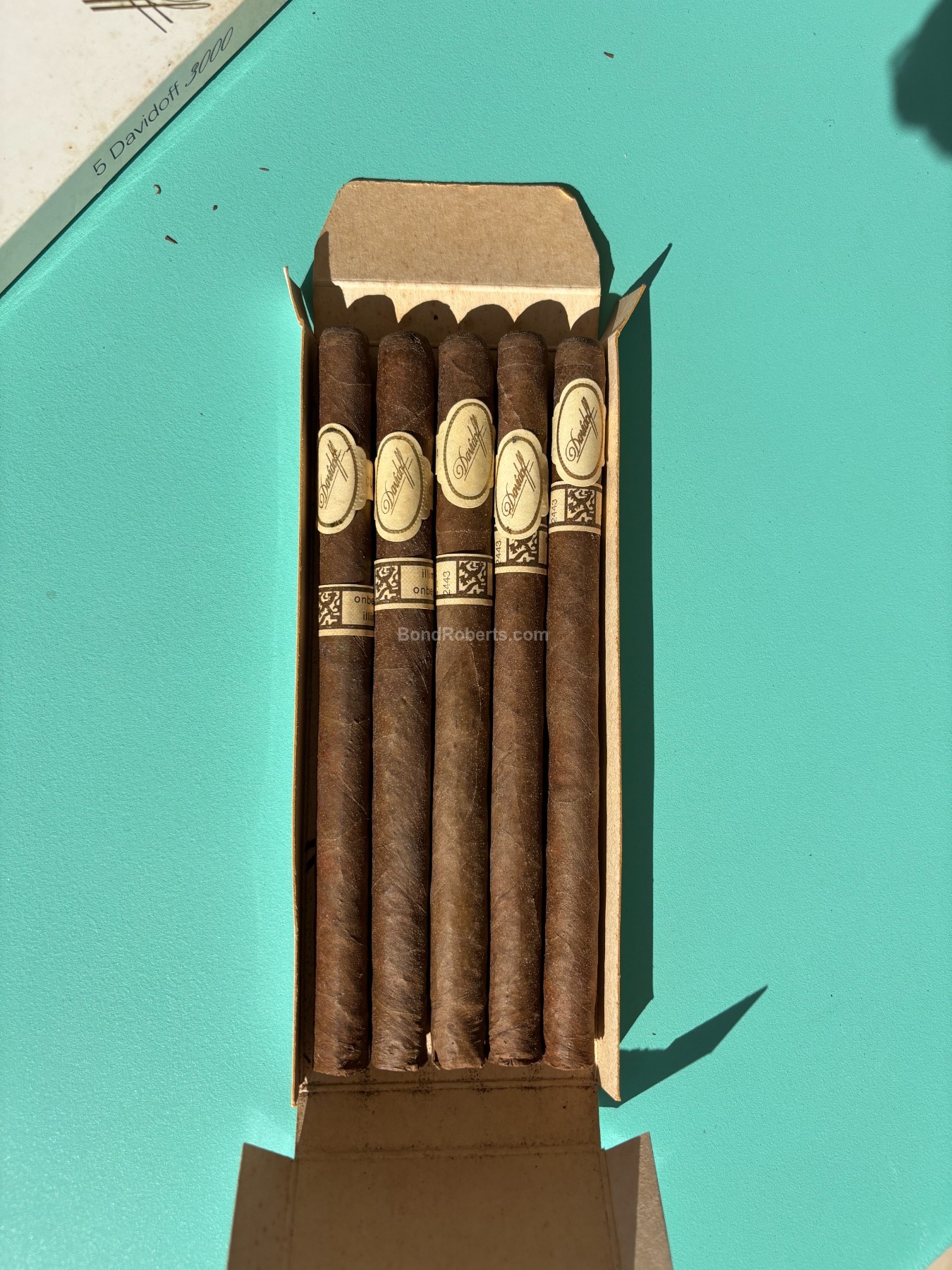 Davidoff 3000 1970 Cardboard Pack of 5 cigars 46023