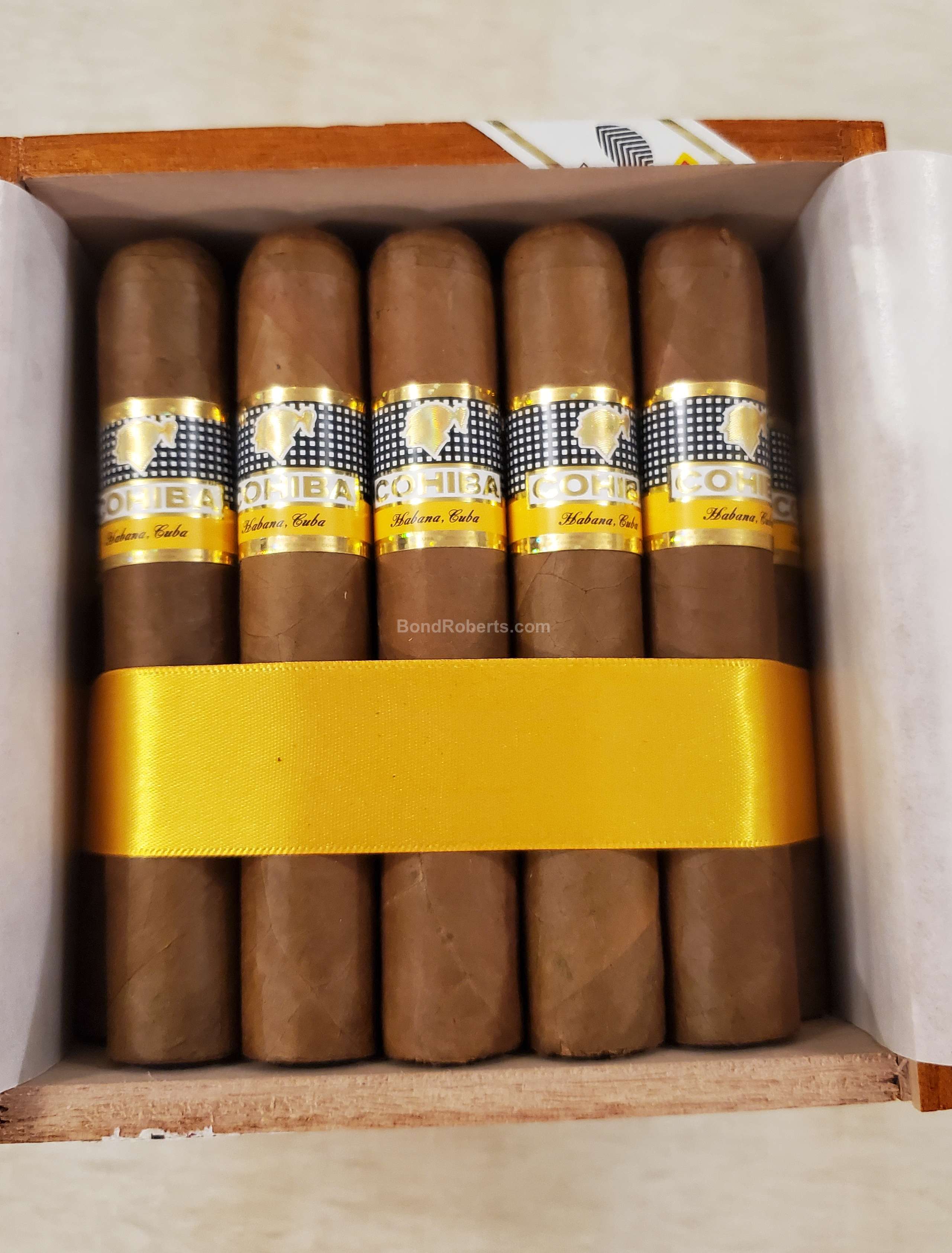 Cohiba Robustos 2021 Varnished Slide Lid Box of 25 cigars 13738