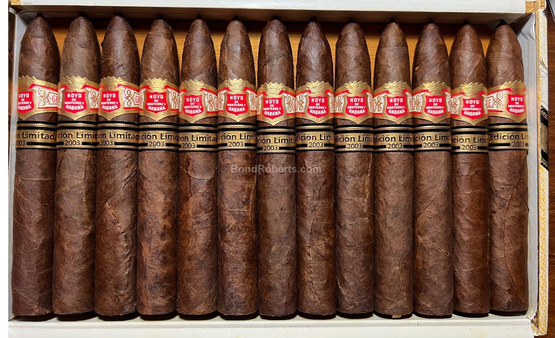 Hoyo de Monterrey Piramide Edición Limitada 2003 Dress Box of 25 cigars ...