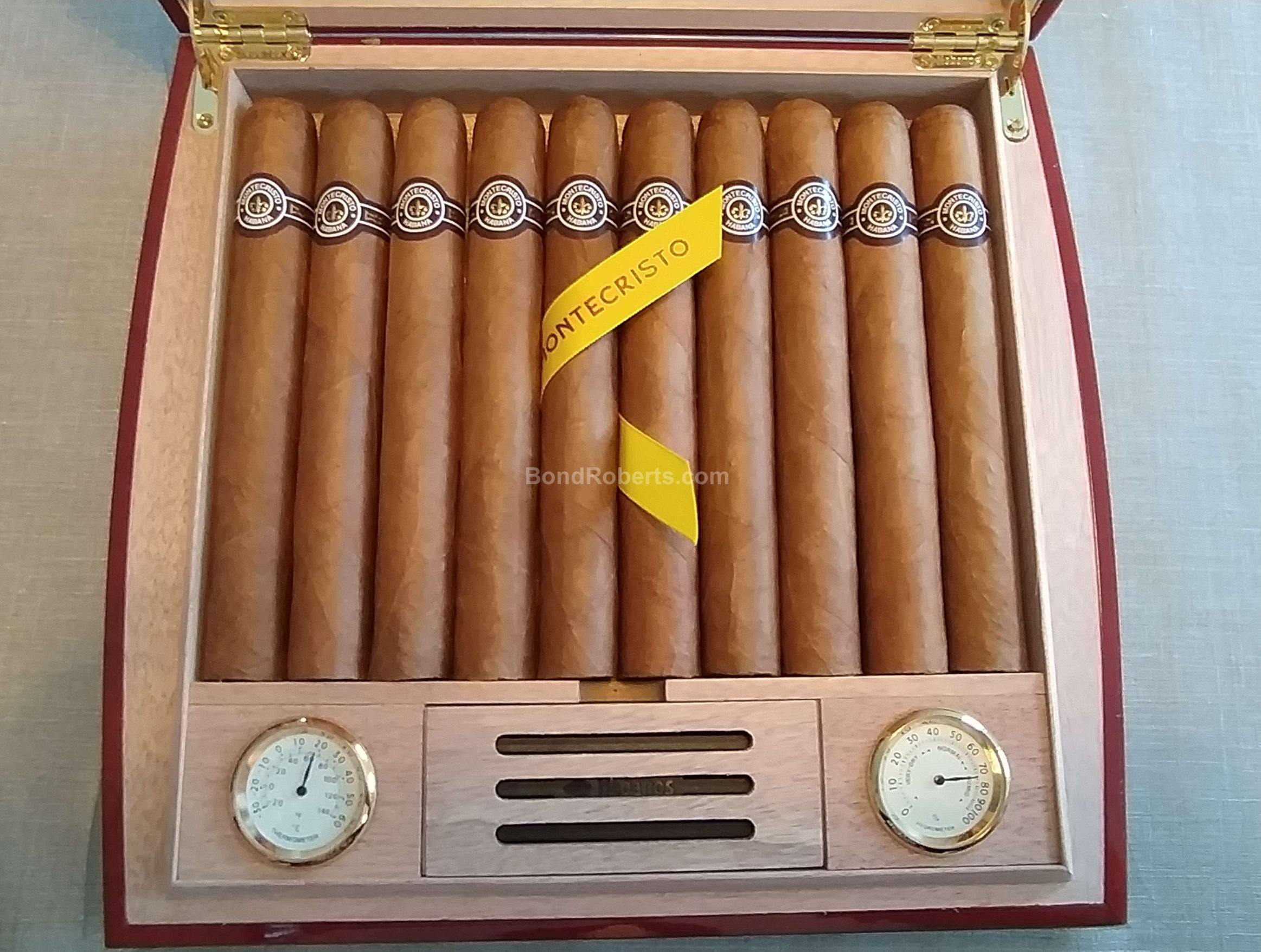 Montecristo Double Edmundo Travel Humidor 2019 Humidor of 10 cigars 8126