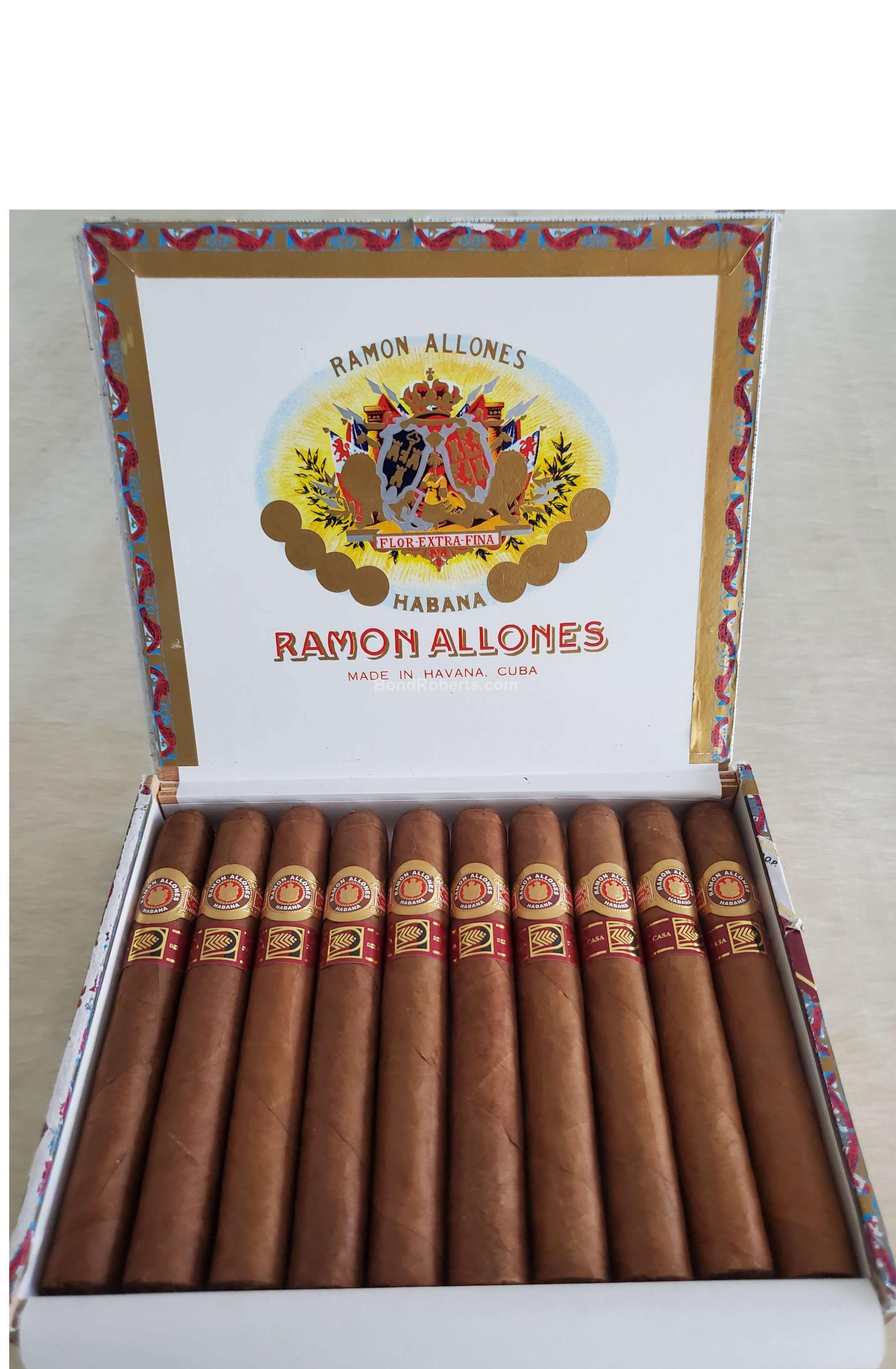 Ramón Allones Allones Superiores LCDH Exclusivo 2019 Dress Box of 10 ...