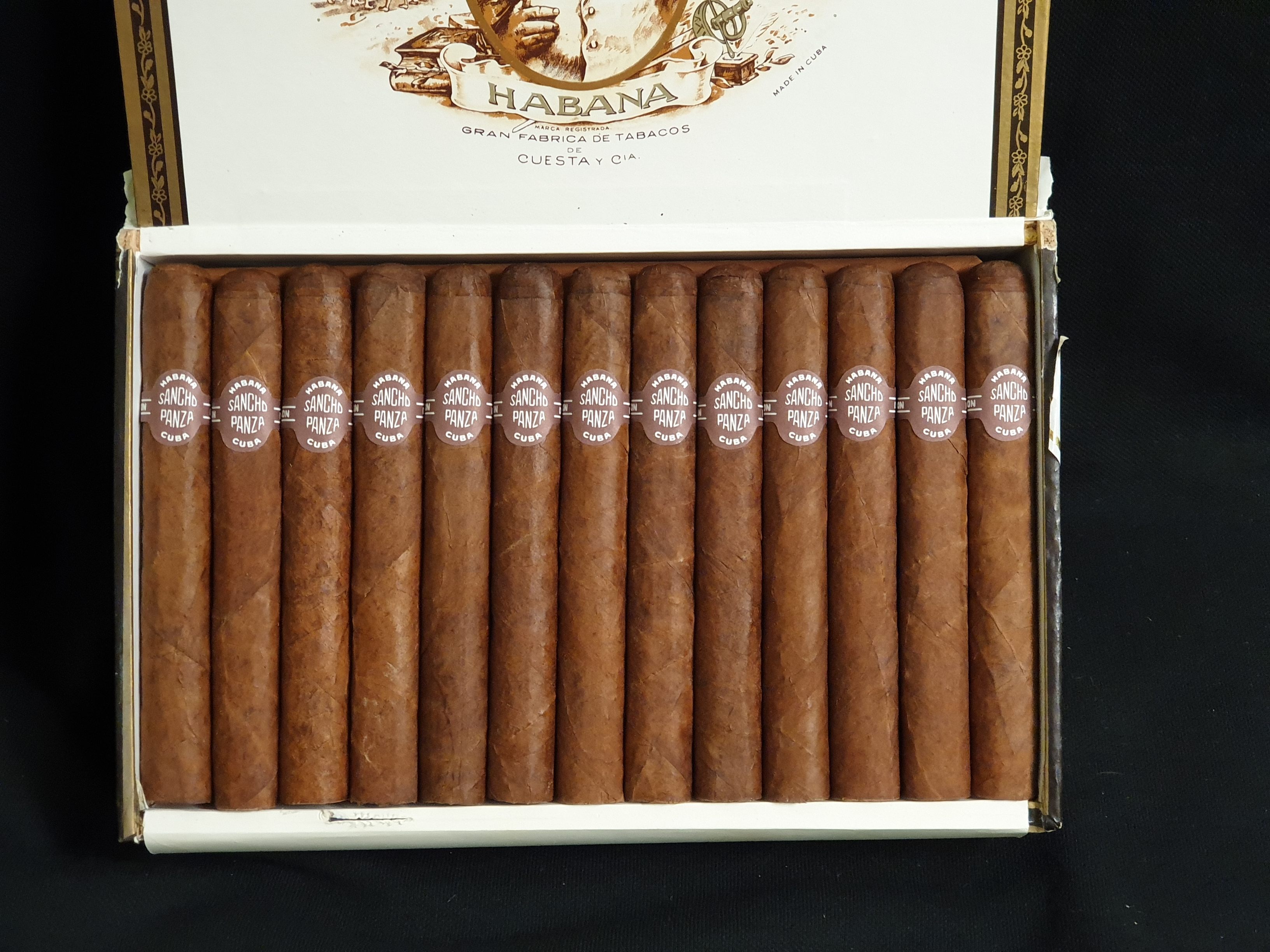 Sancho Panza Non Plus 2016 Dress Box of 25 cigars 128