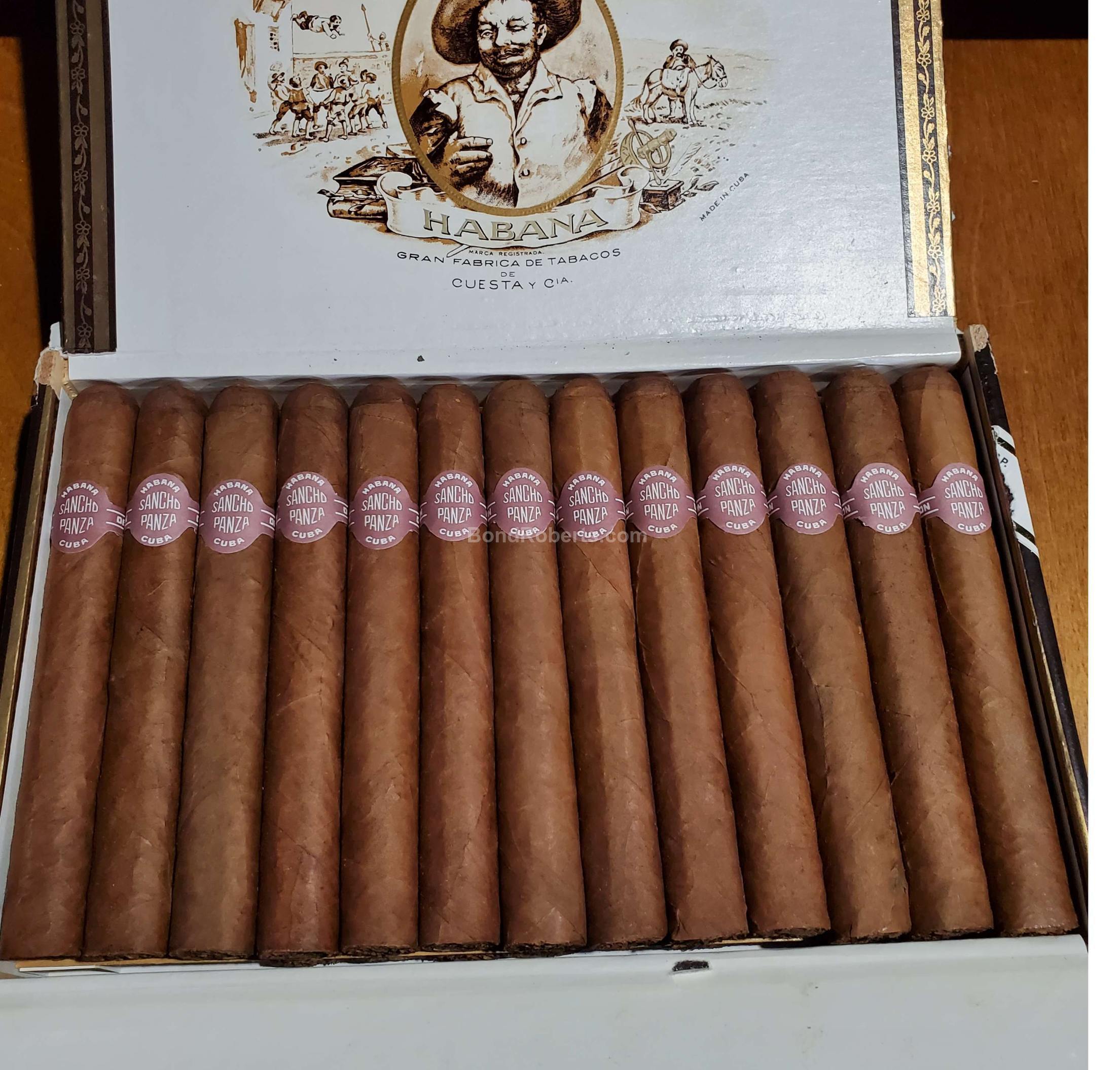Sancho Panza Non Plus 2017 Dress Box of 25 cigars 8881