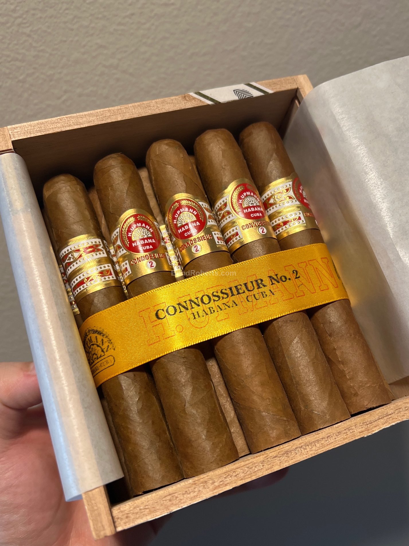 H. Upmann Connossieur No.2 2020 Slide Lid Box of 25 cigars 18102