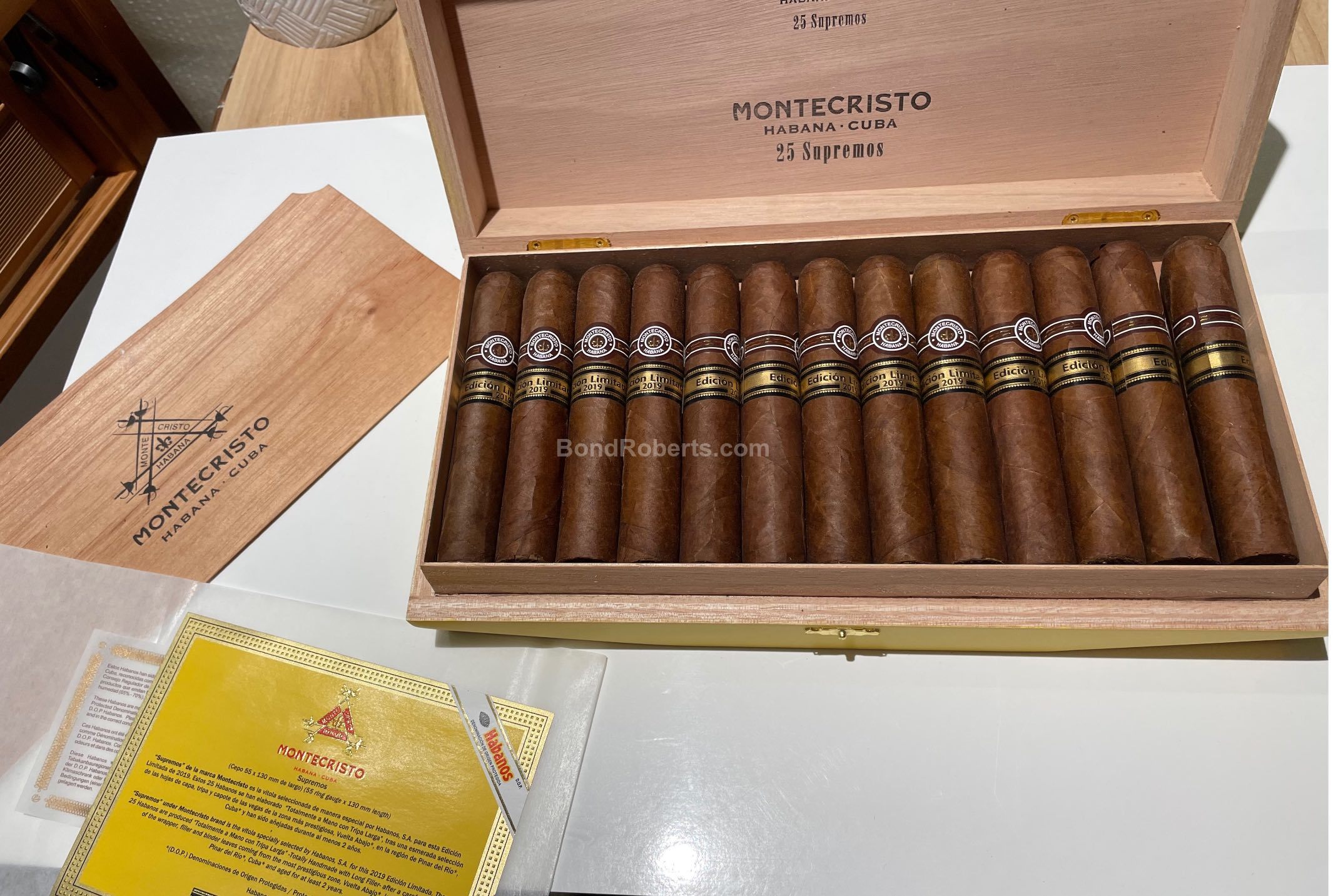 Montecristo Supremos Edición Limitada Luxury box of 25 cigars 13032