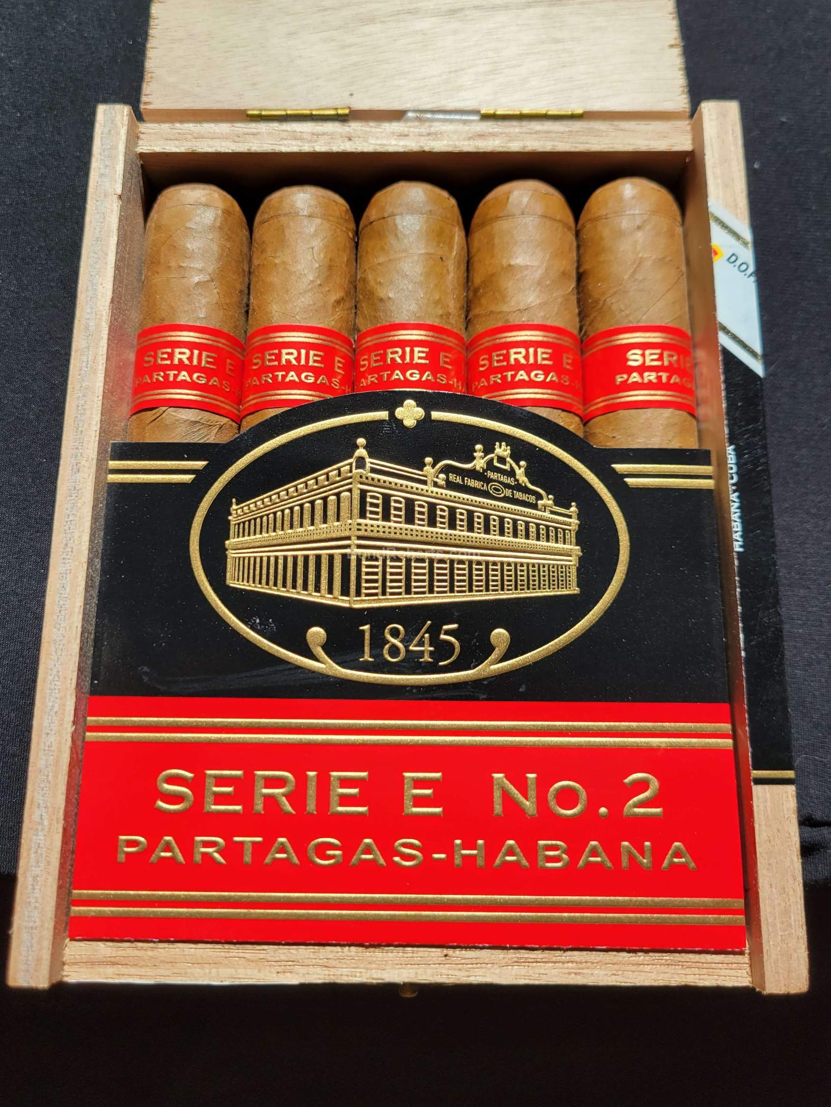 Partagás Serie E No.2 2018 Semi Boite Nature Box of 5 cigars 14543