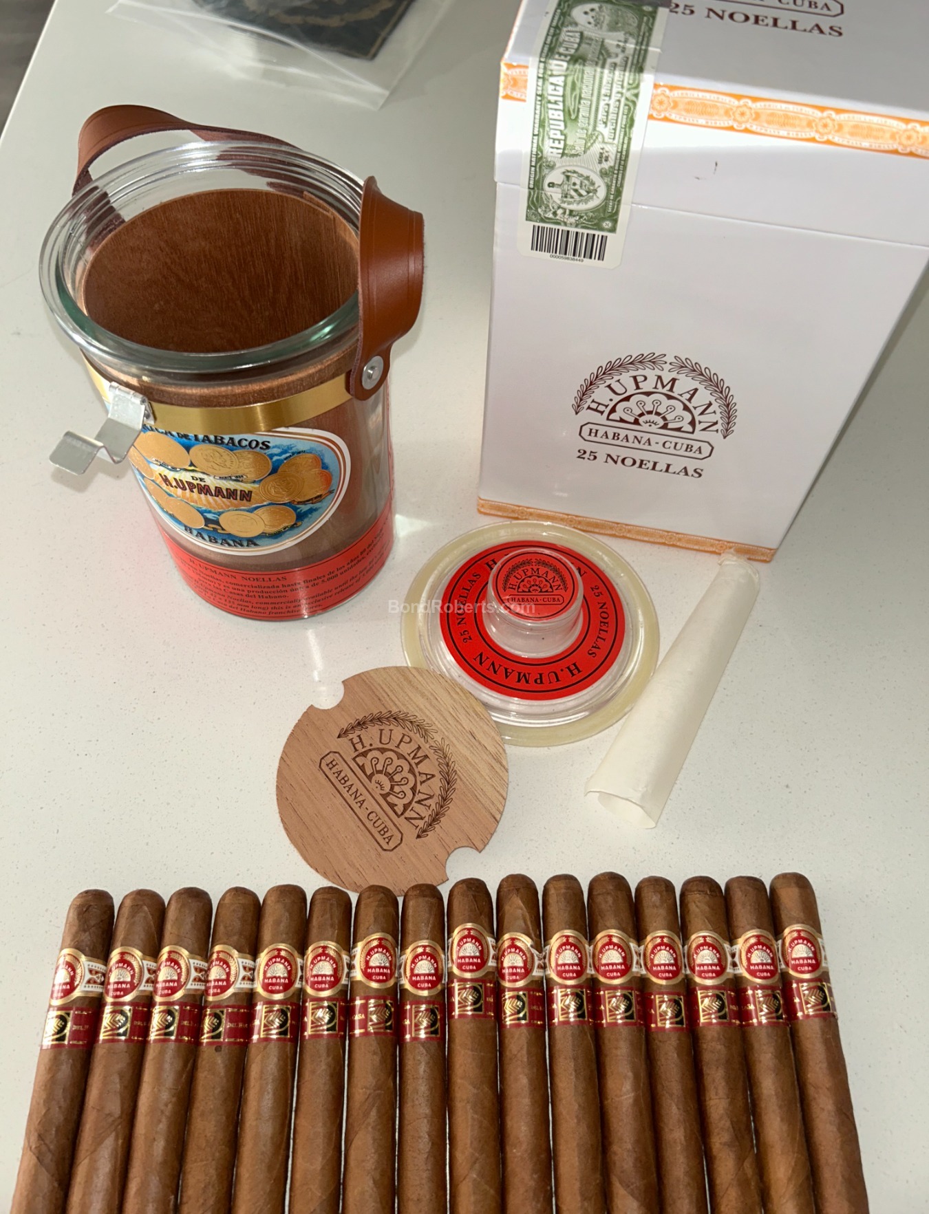 H. Upmann Noellas LCDH Exclusivo Glass Jar 2024 Glass Jar of 25 cigars ...