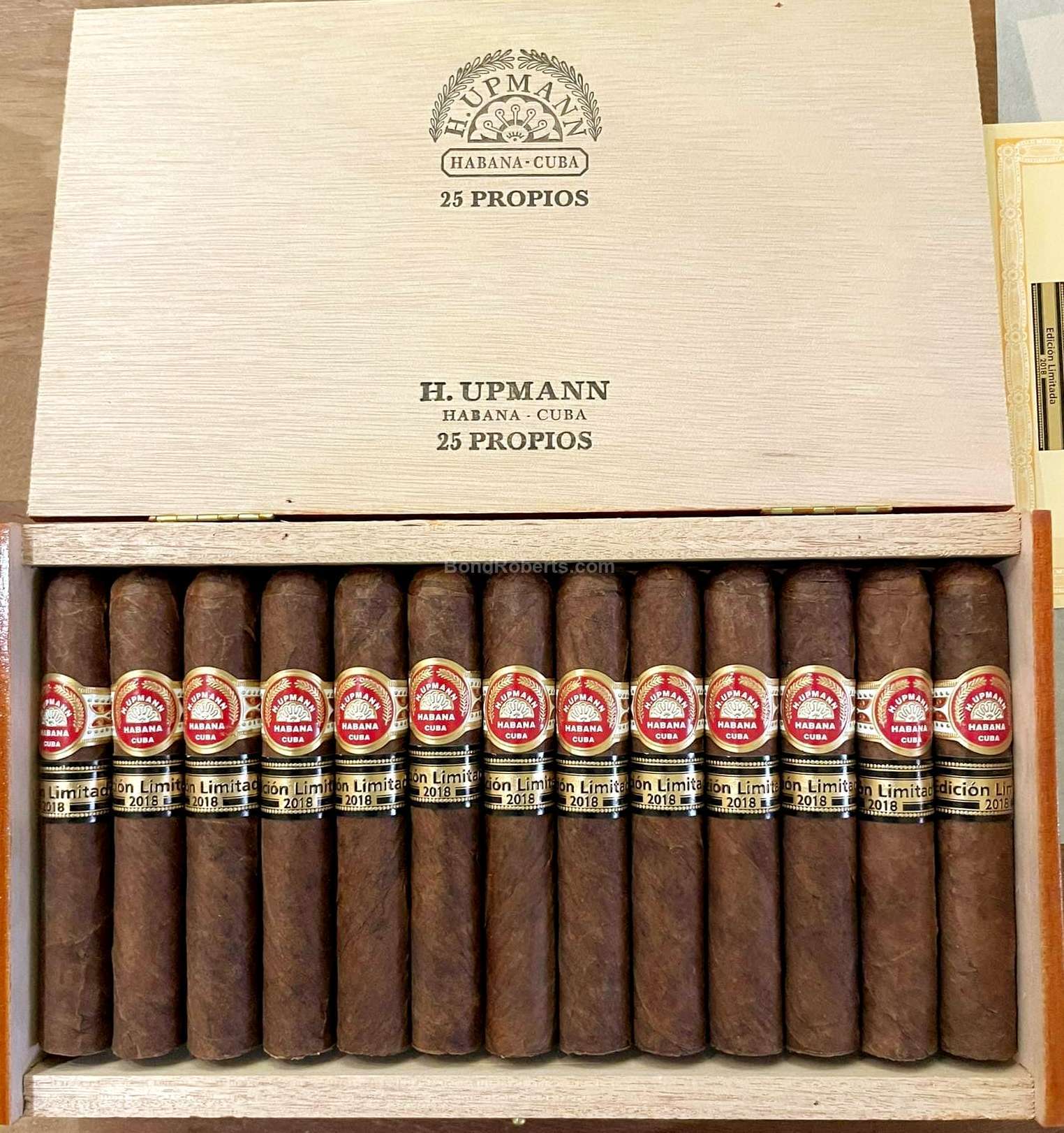 H. Upmann Propios Edición Limitada 2019 Varnished semi boîte nature box ...