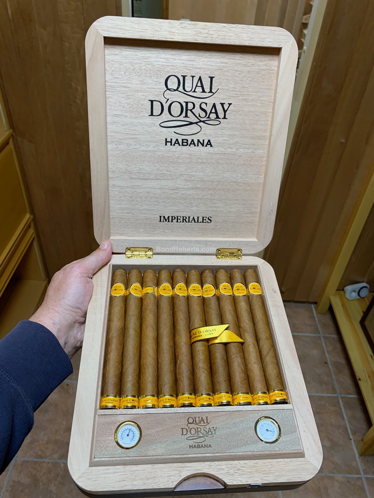 Quai d'Orsay Imperiales Travel Humidor 2024 Travel humidor of 20 cigars ...