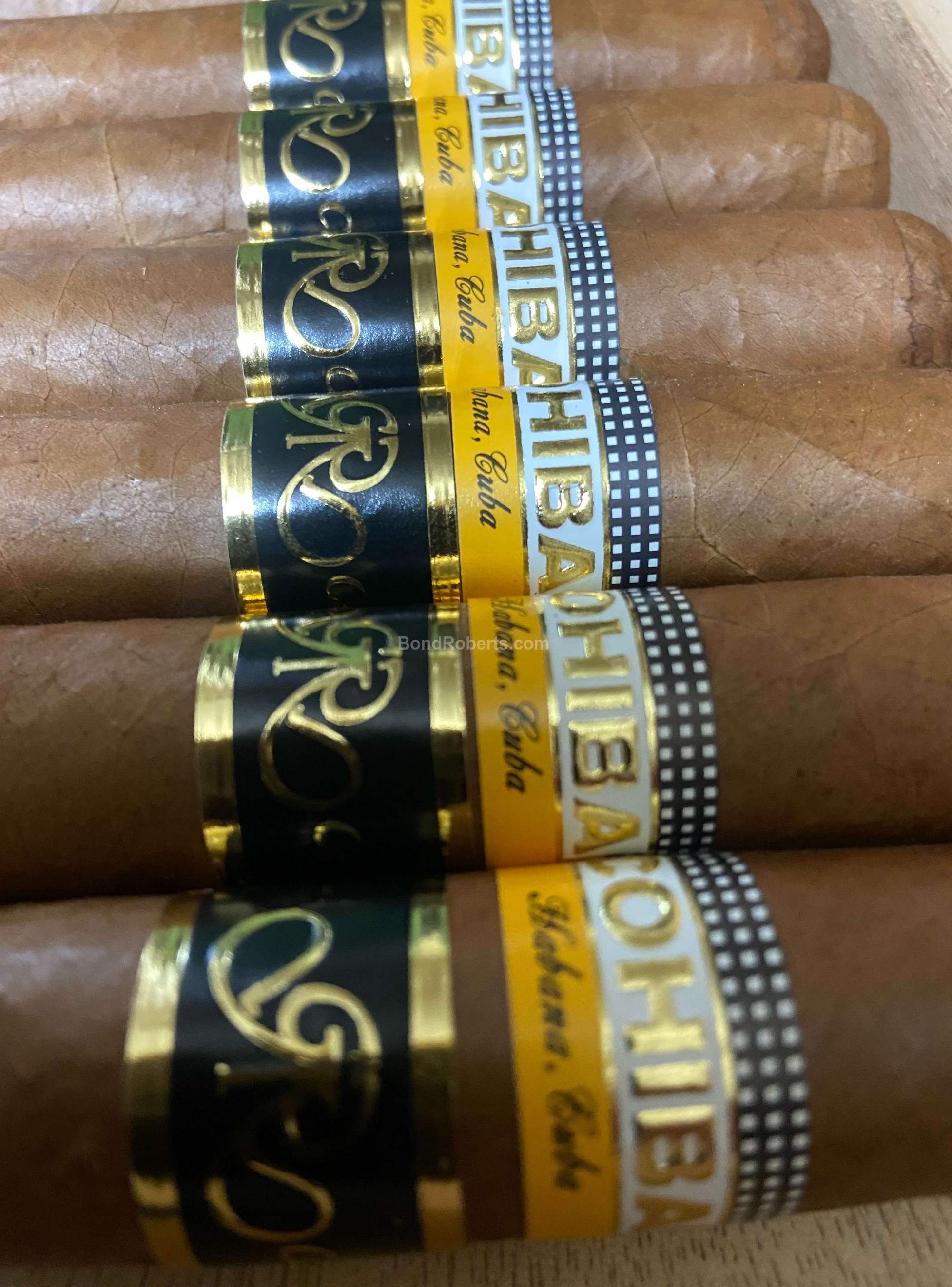 Cohiba Siglo VI Gran Reserva Cosecha 2009 Black lacquered Boîte Nature ...