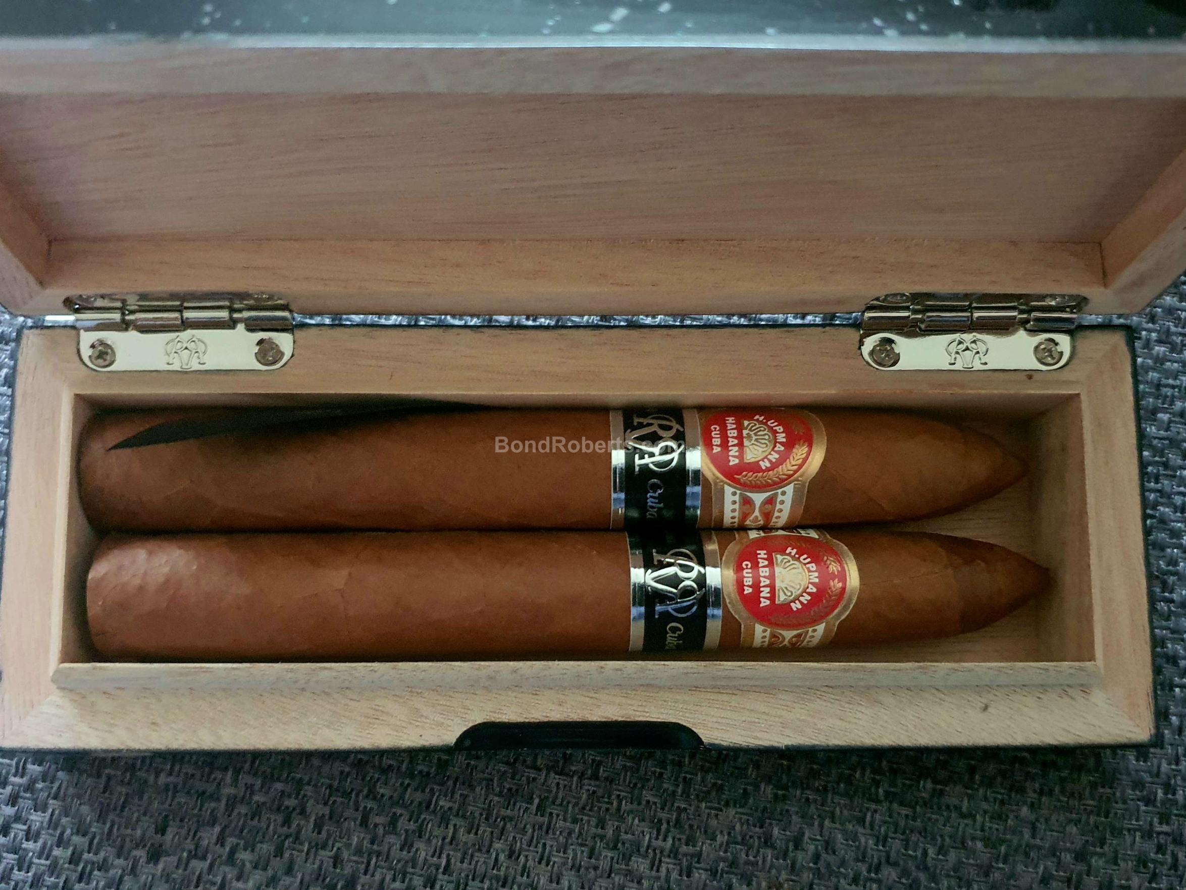 H. Upmann No. 2 Reserva Cosecha 2010, Habanos Festival Gift 2014 Black ...