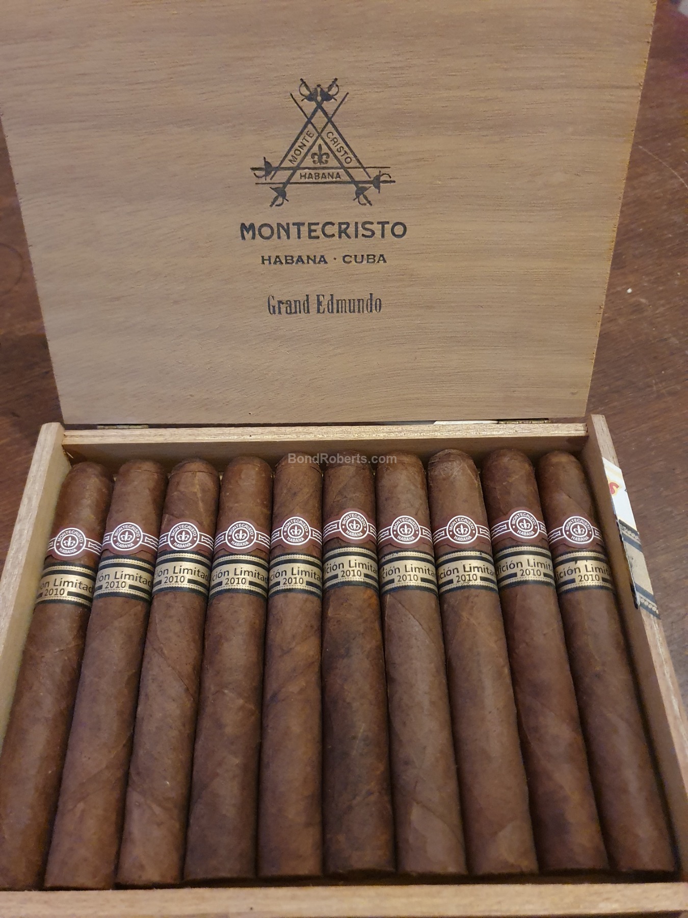 Montecristo Grand Edmundos Edición Limitada 2010 Semi Boite Nature Box of 10 cigars 27431