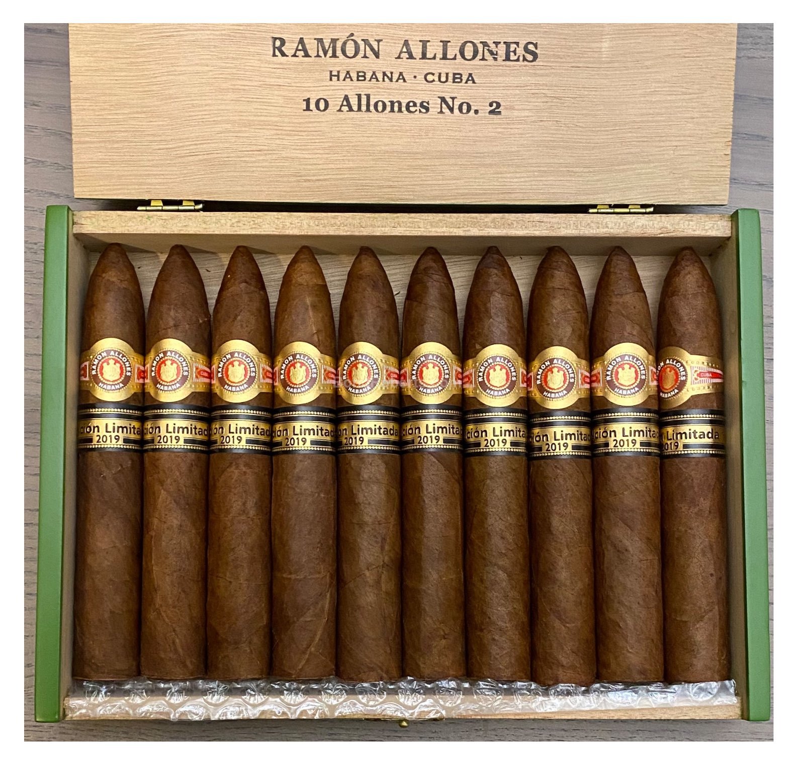Ramón Allones Allones No. 2 Edición Limitada 2020 Luxury box of 10 ...