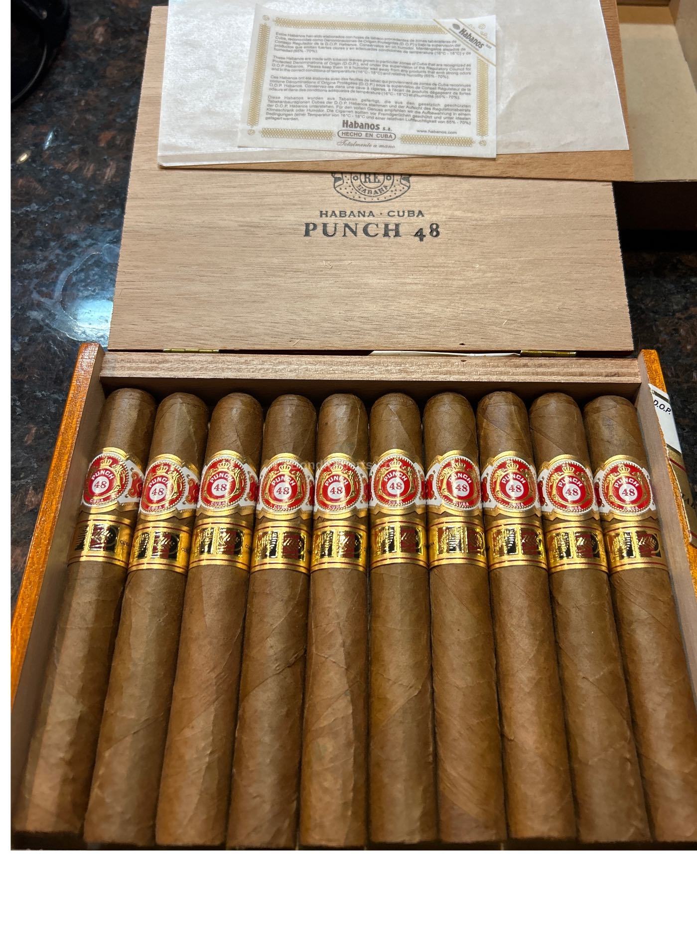 Punch Punch 48 Habanos Specialist Exclusive Dress Box of 10 cigars 19451