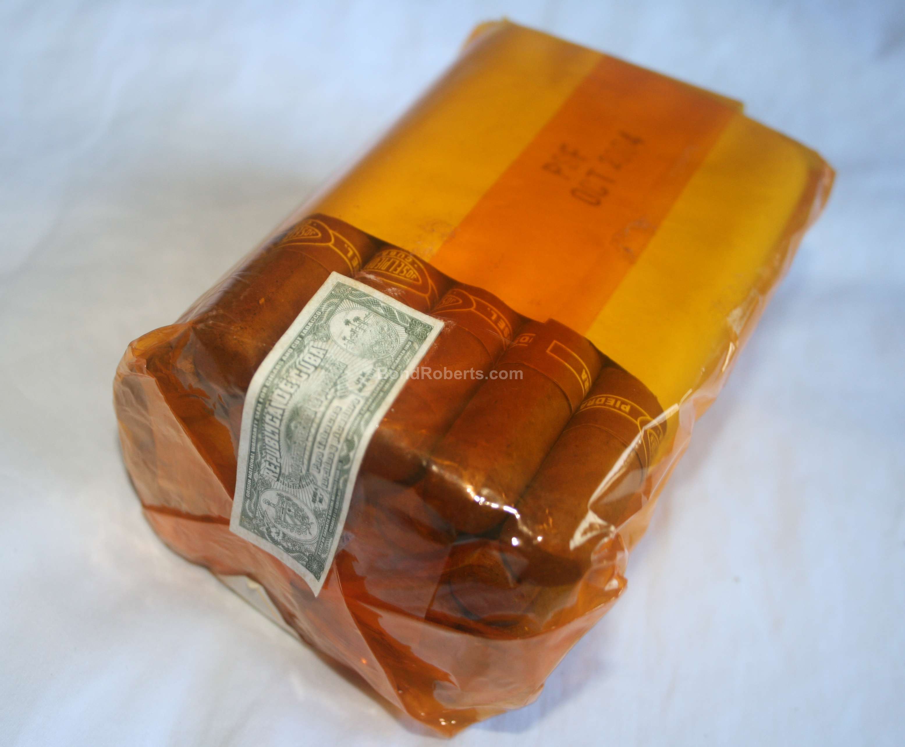 José L. Piedra Petit Cetros 2004 Cellophane Wrapped Bundle of 25 cigars ...