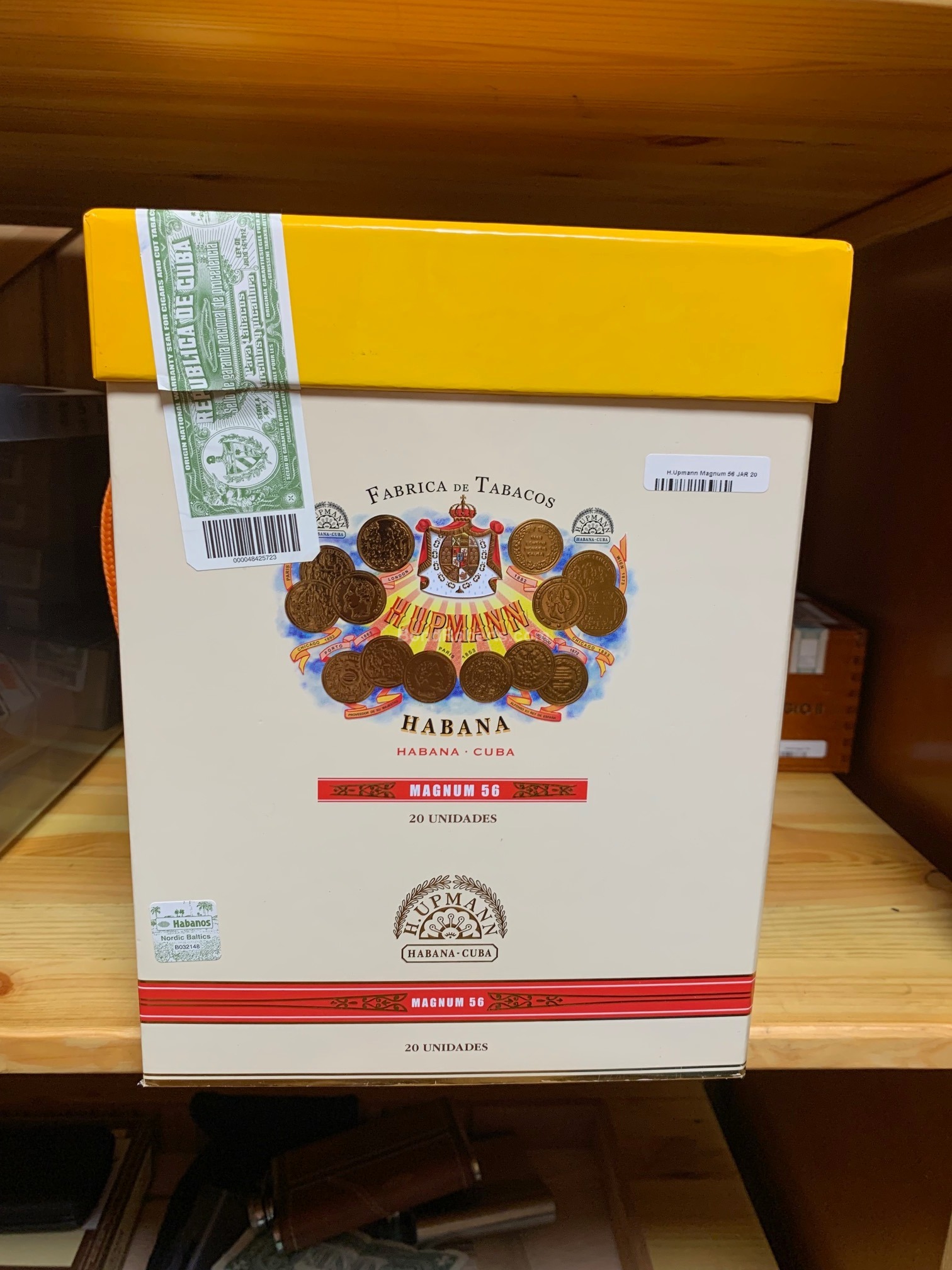 H. Upmann Magnum 56 Jarra H. Upmann Magnum 56 2020 Ceramic jar of 20 cigars 43129