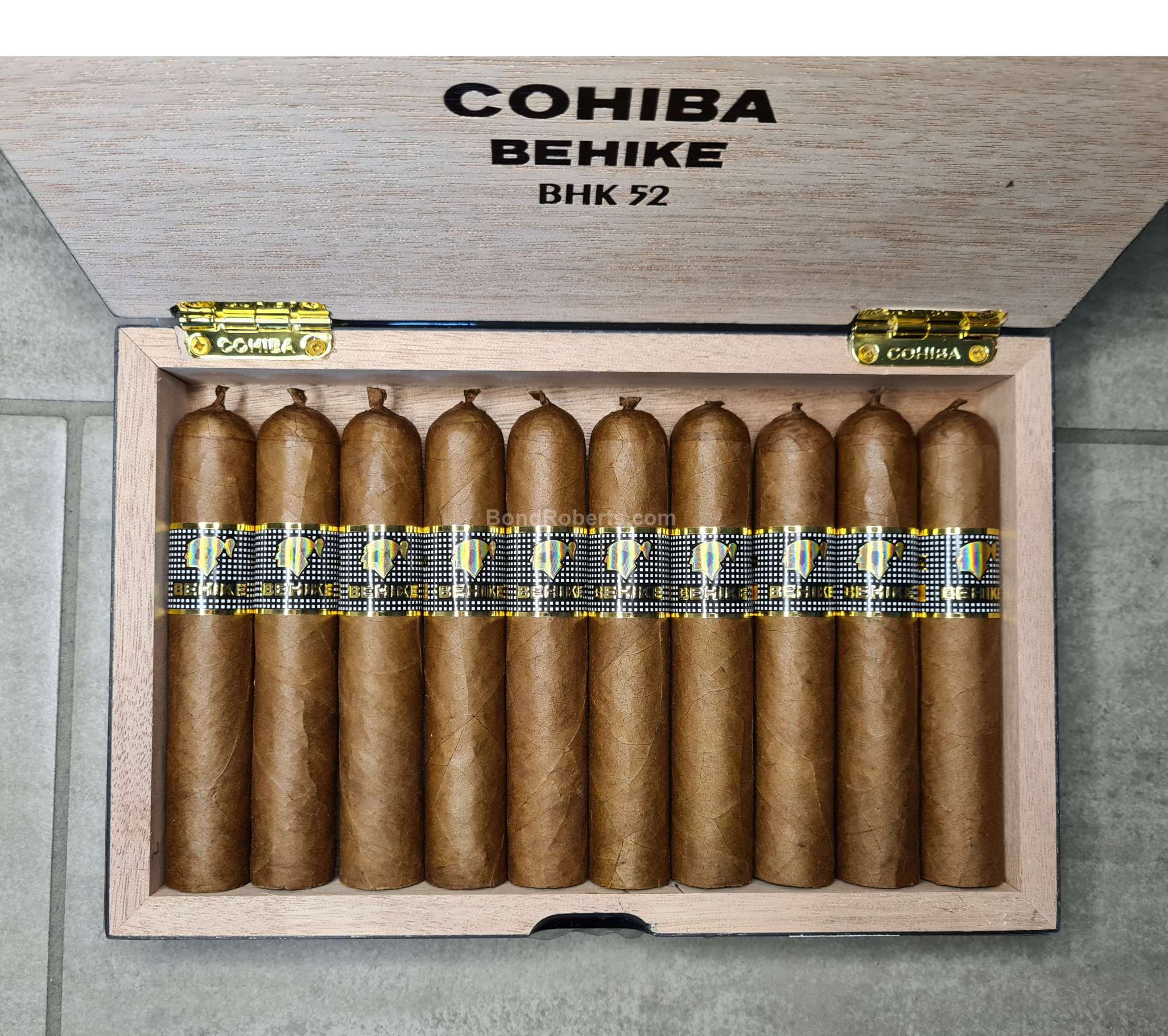 Cohiba BHK 52 2022 Black lacquered Boîte Nature Box of 10 cigars 11536