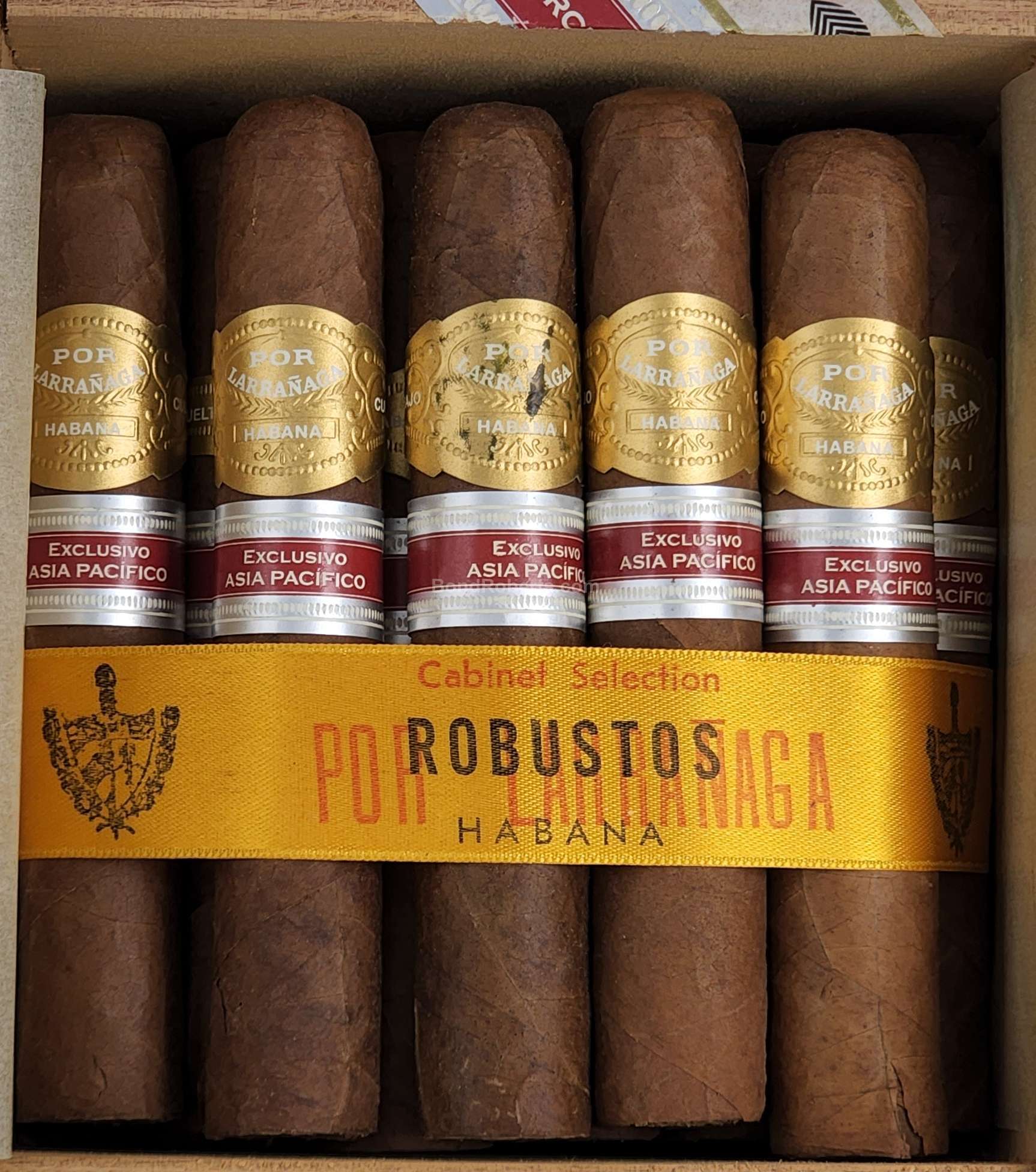 Por Larrañaga Robustos de Larranaga Edición Regional Asia Pacifico 2007 ...