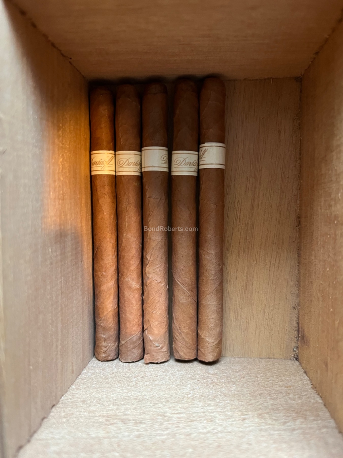 Davidoff Ambassadrice 1976 Slide Lid Box of 50 cigars 26061