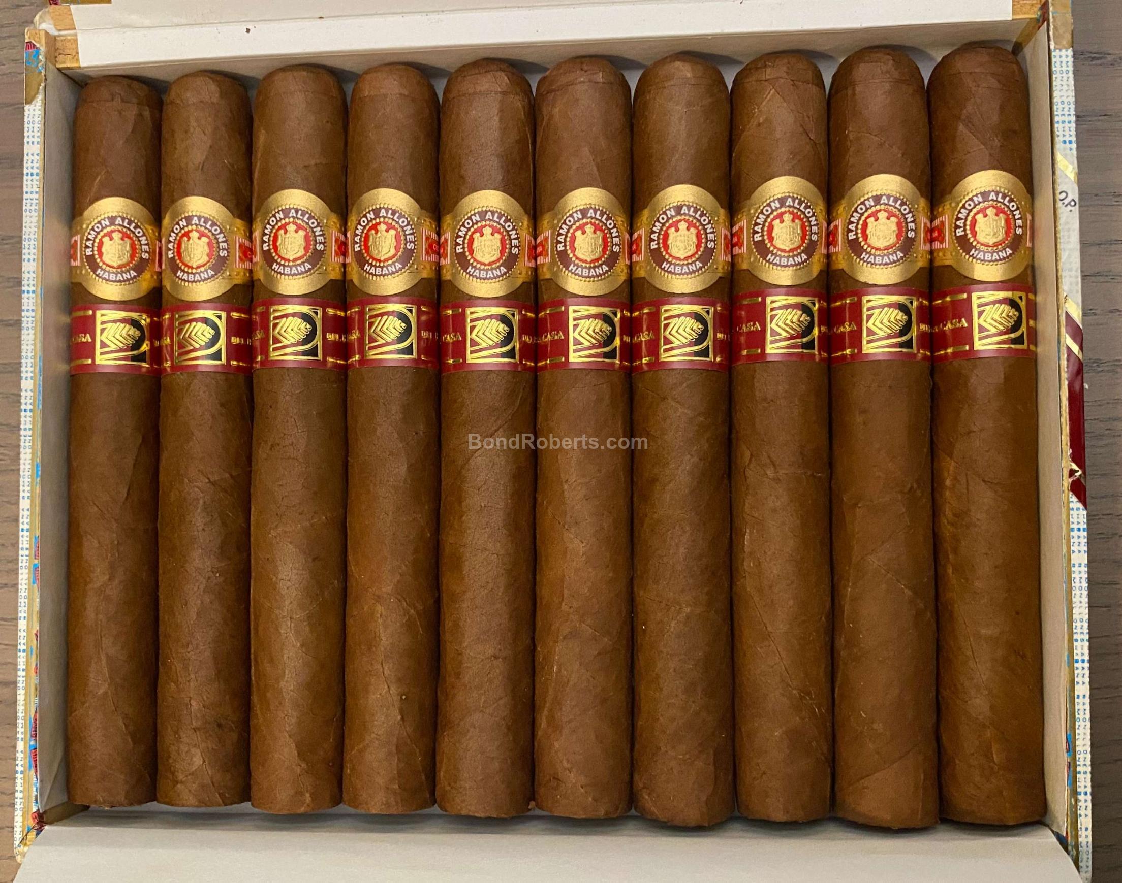 Ramón Allones Allones Superiores LCDH Exclusivo 2019 Dress Box of 10 ...