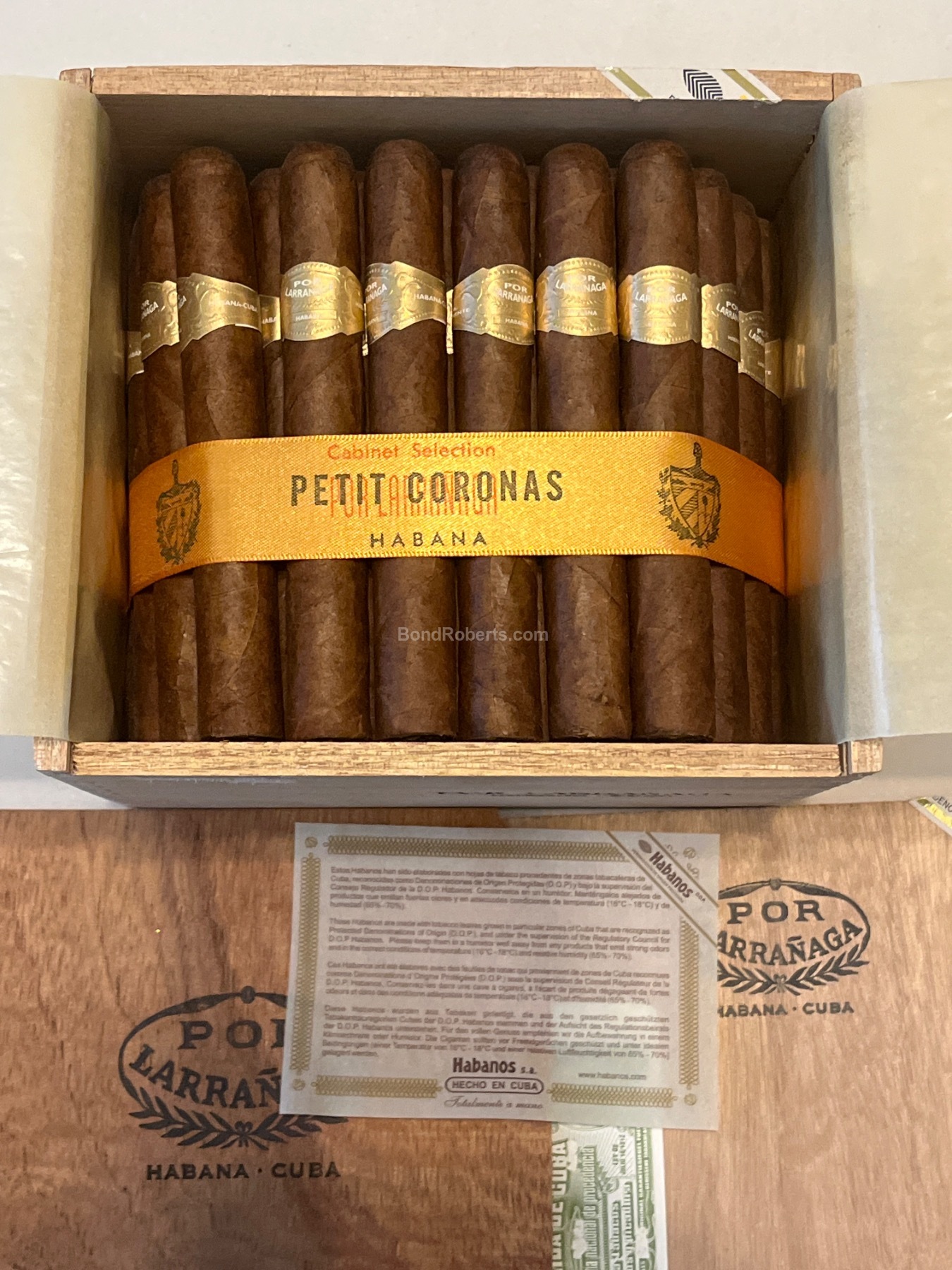 Por Larrañaga Petit Coronas 2016 Slide Lid Box of 50 cigars 44875