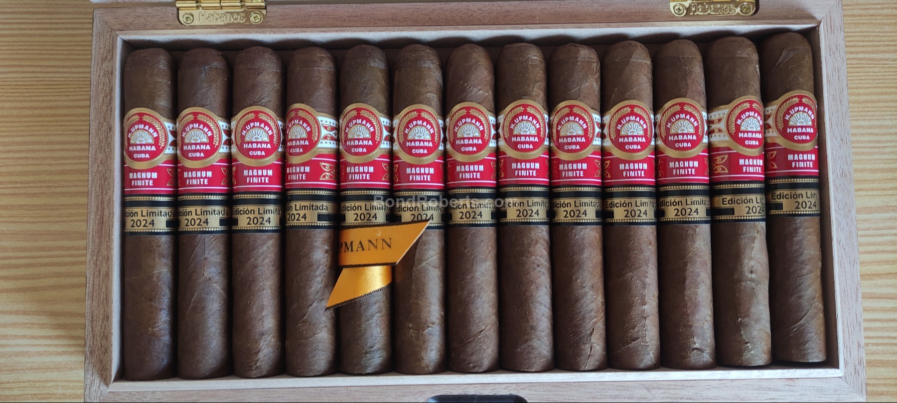 H. Upmann Magnum Finite Edición Limitada 2025 Luxury boîte nature box ...