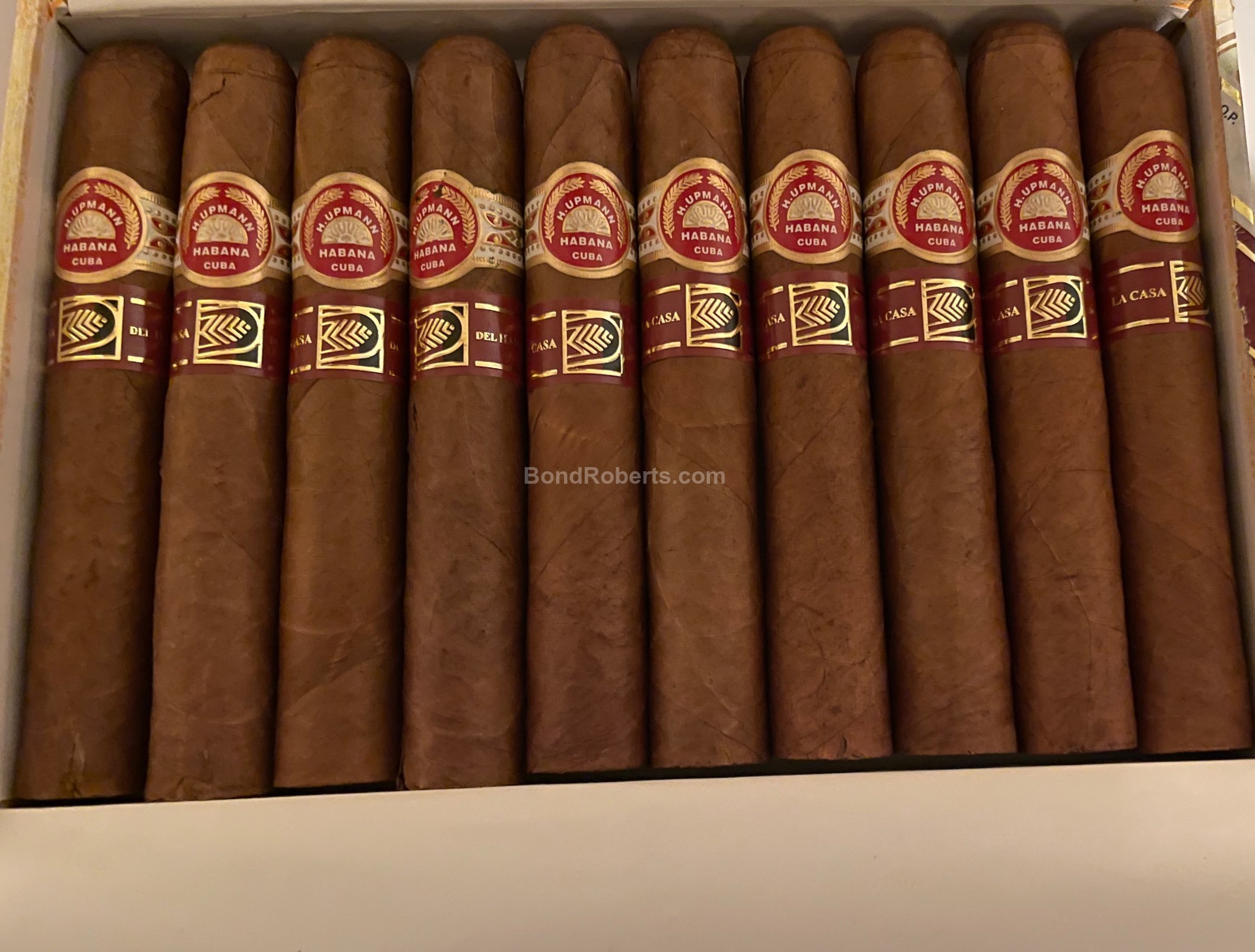 H. Upmann Royal Robusto LCDH Exclusivo 2014 Dress Box of 10 cigars 15125