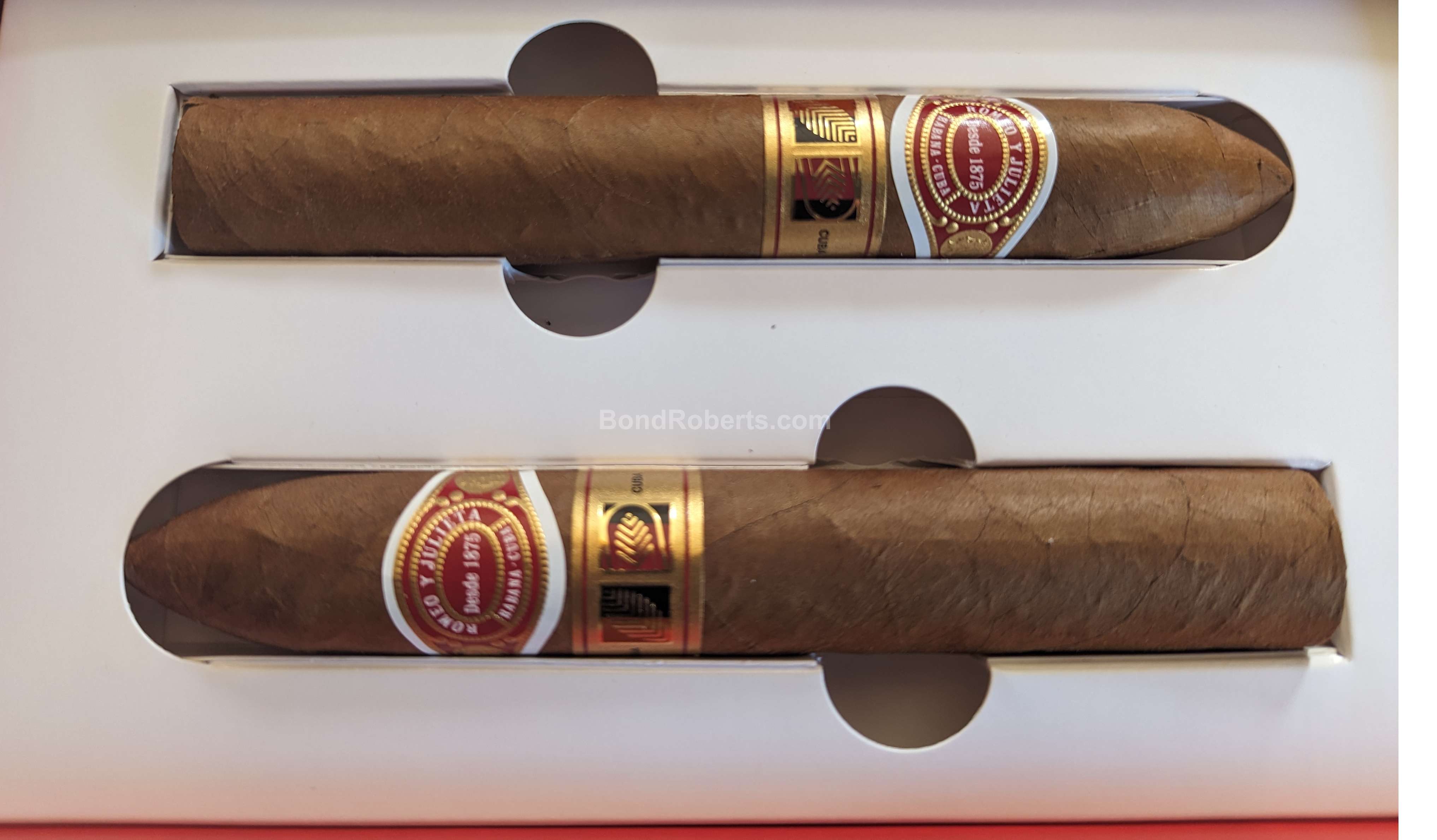 Romeo y Julieta Cupidos Launch Party Gift 2023 Decorative gift box of 2 cigars 23117