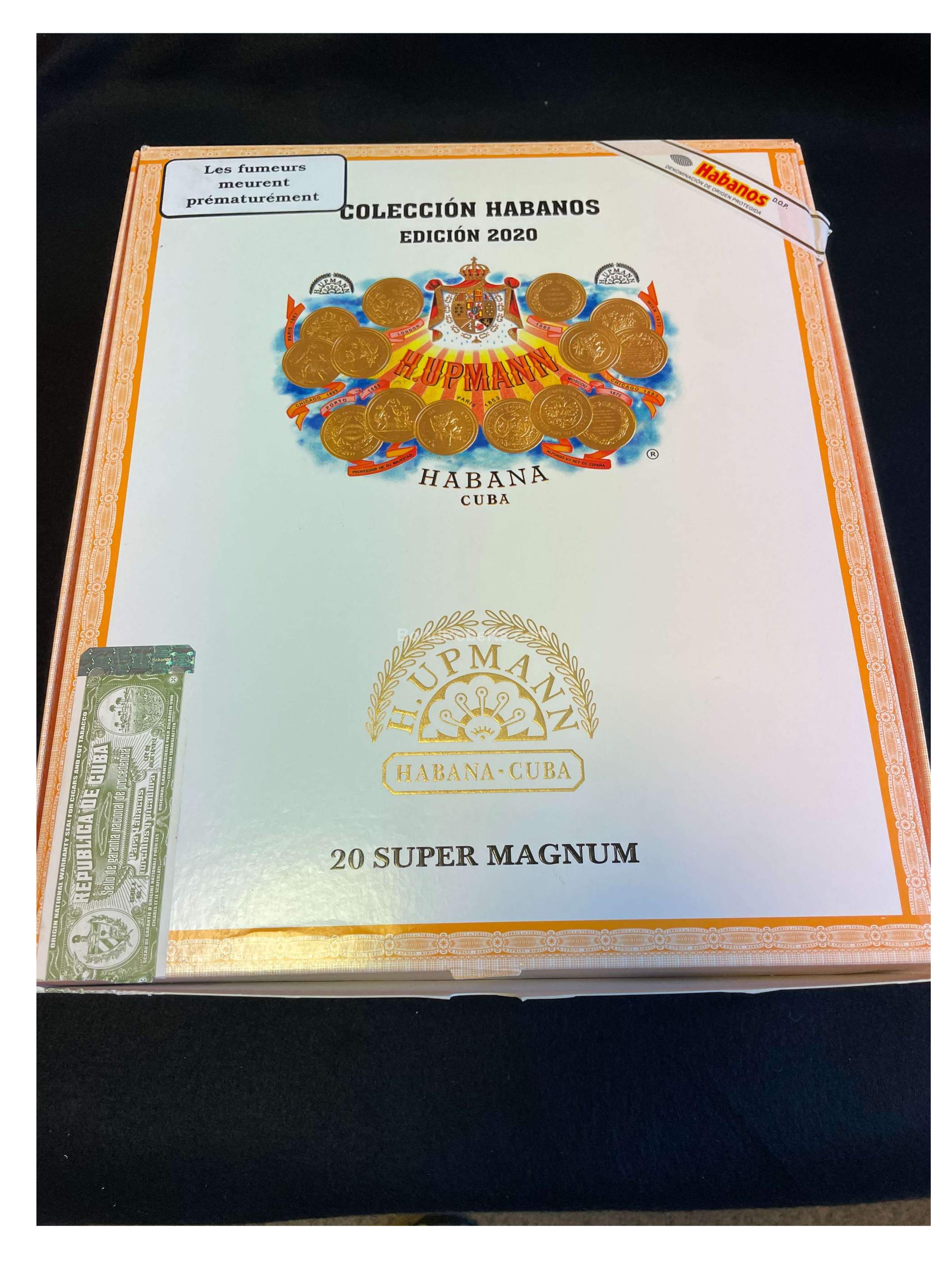 H. Upmann Super Magnum Colección Habanos 2021 Numbered book-shaped boîte nature box of 20 cigars ...